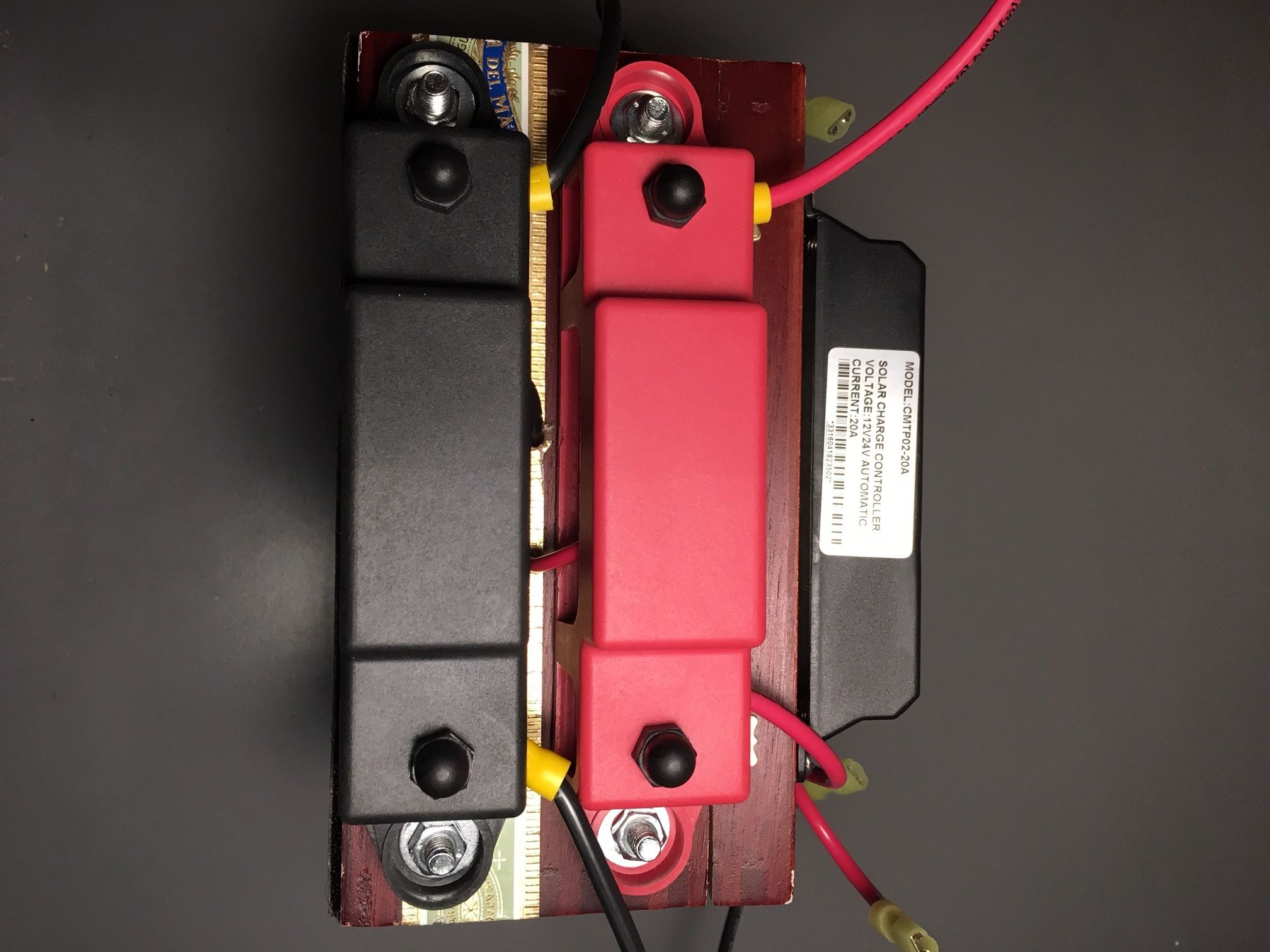 Pelican 1500 Solar Battery Bank : 4 Steps - Instructables