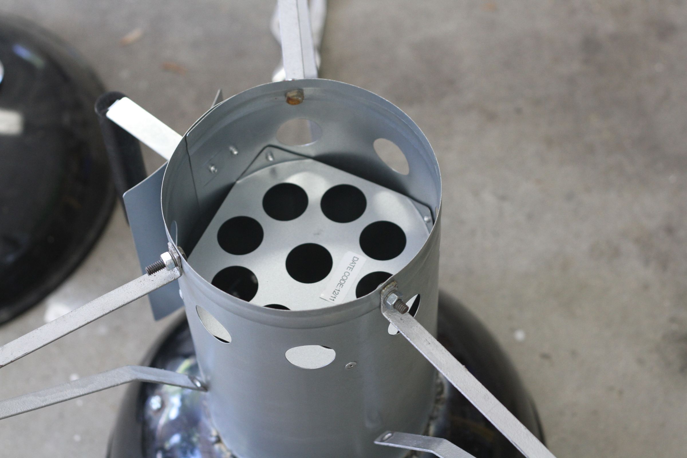 Super Mega Charcoal Grill (Rocket Grill) : 6 Steps (with Pictures ...