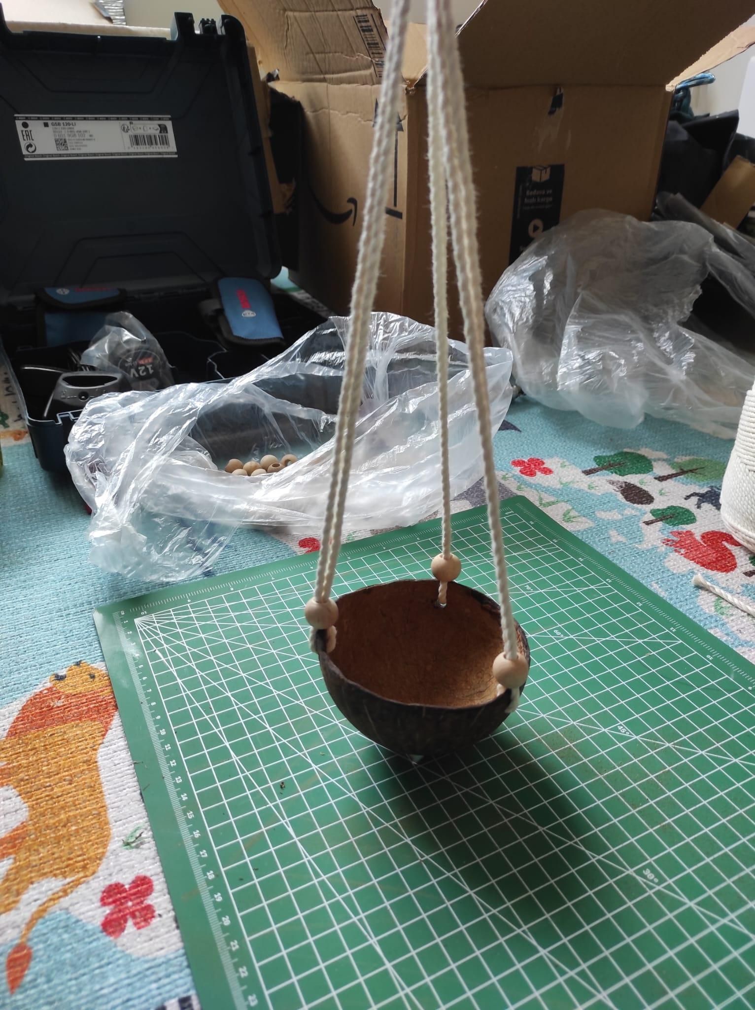 Coconut Swing : 8 Steps (with Pictures) - Instructables