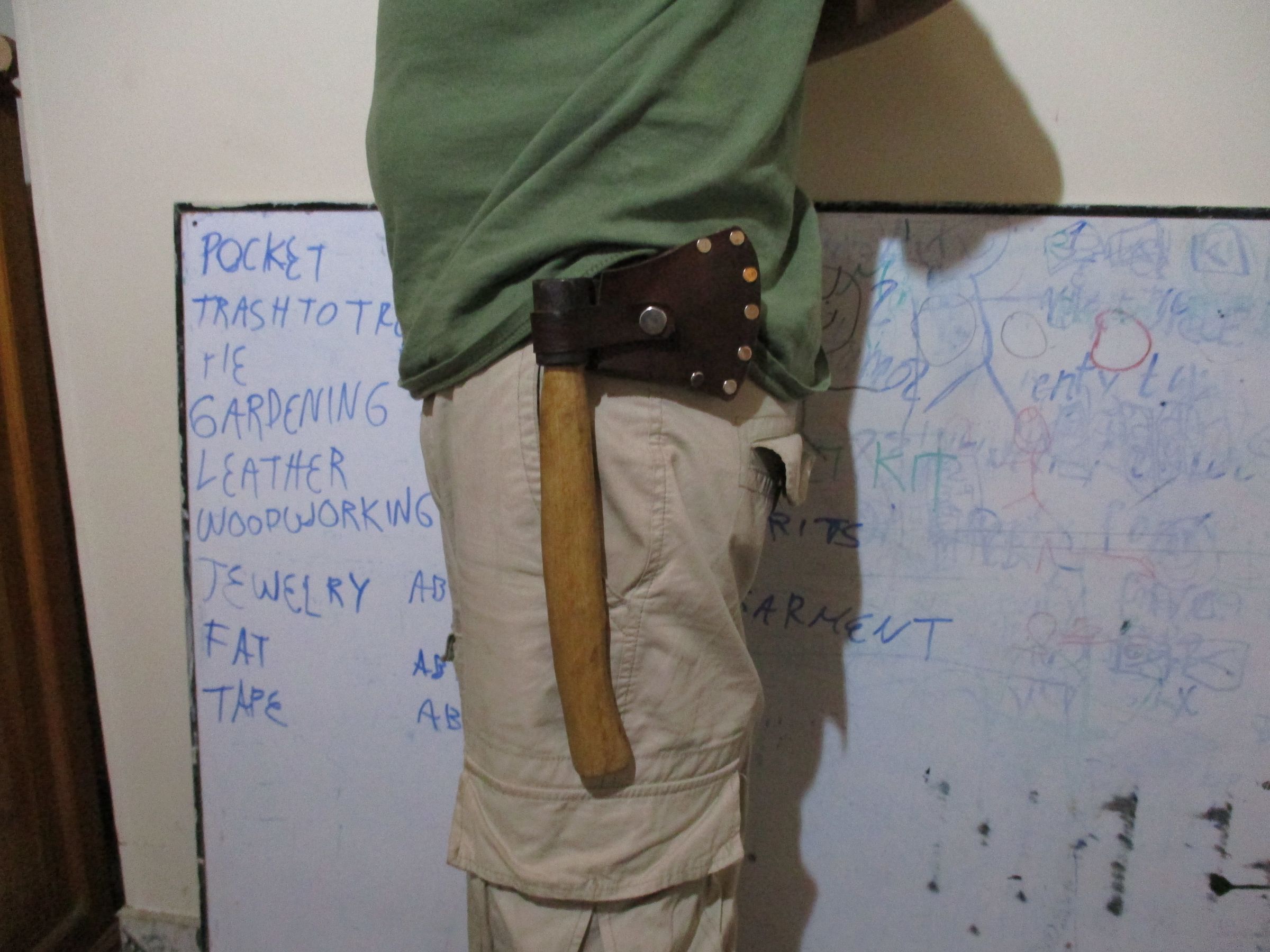 Bushcraft Leather Belt Kit : 6 Steps (with Pictures) - Instructables