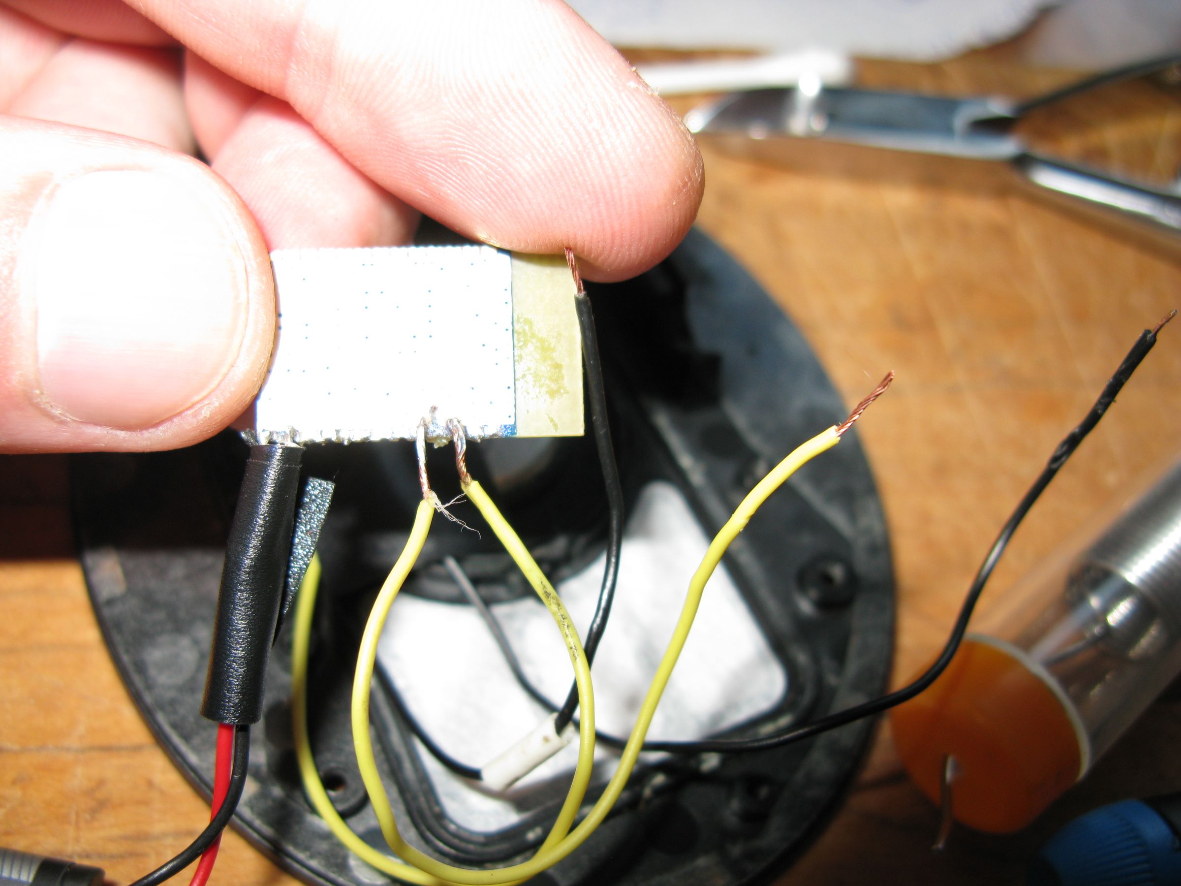 DIY Bluetooth Headphones : 6 Steps (with Pictures) - Instructables