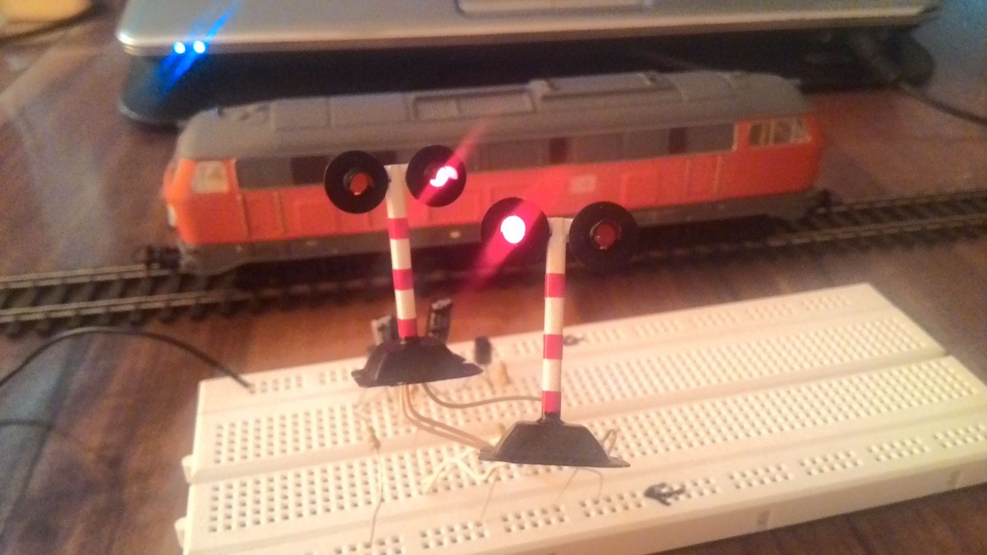 Railroad Lights - Instructables