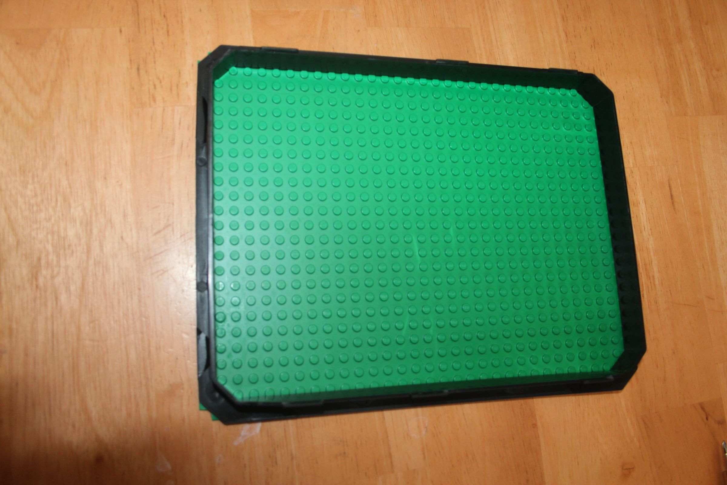 Lego Figure Display Case : 5 Steps - Instructables