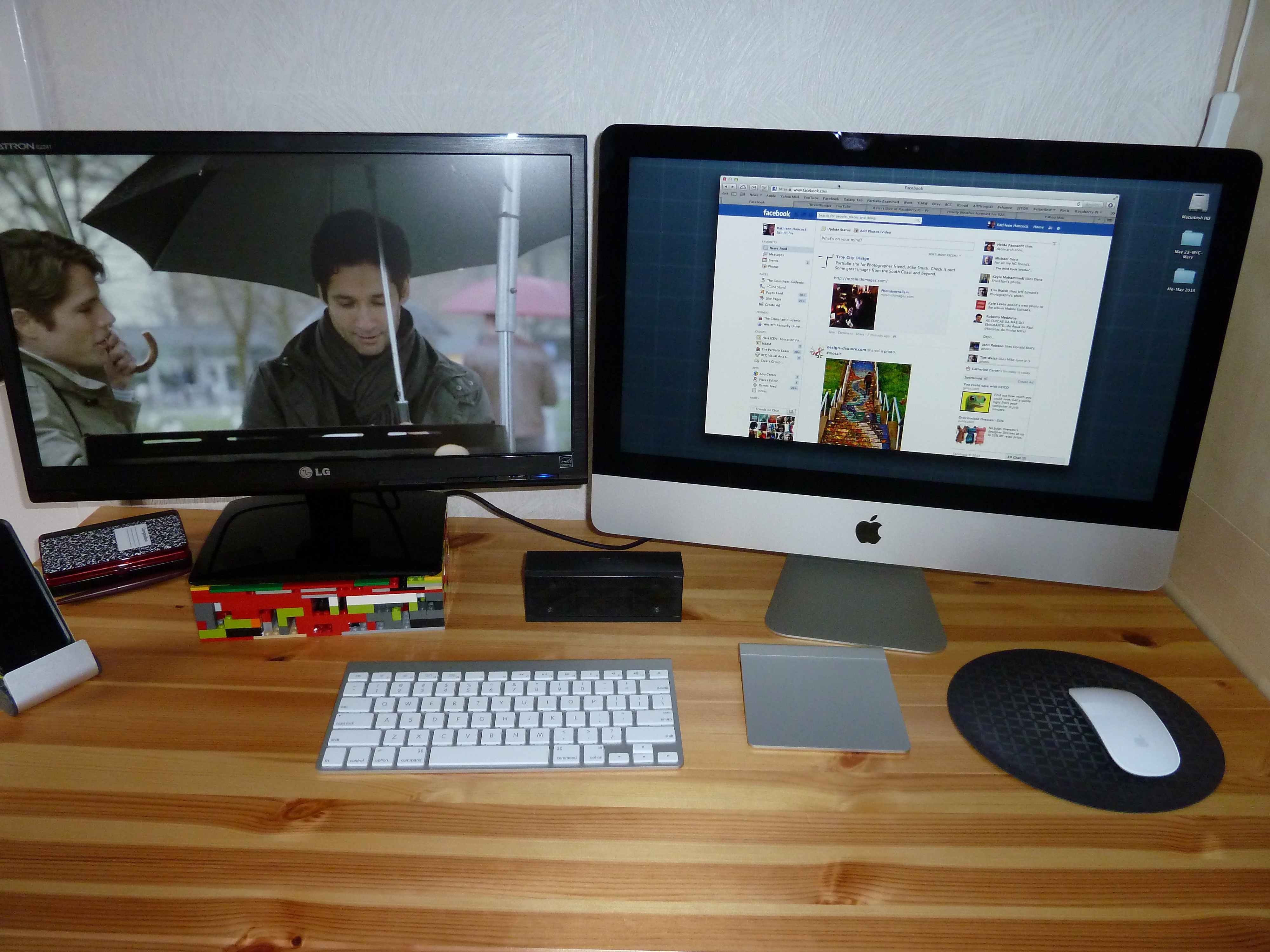 Lego Monitor Stand : 6 Steps - Instructables