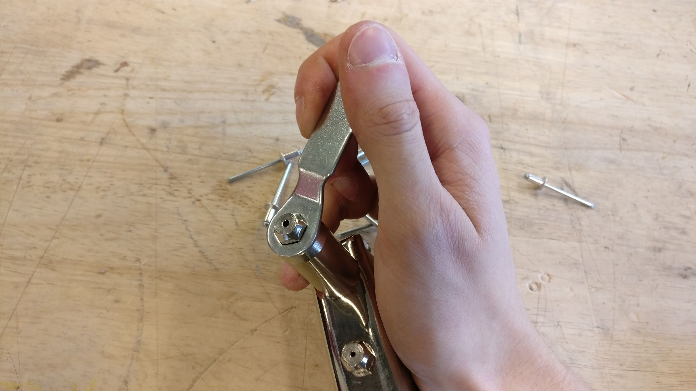 Mechanical Connection: Pop Rivets Werkplaatsidc : 15 Steps (with ...