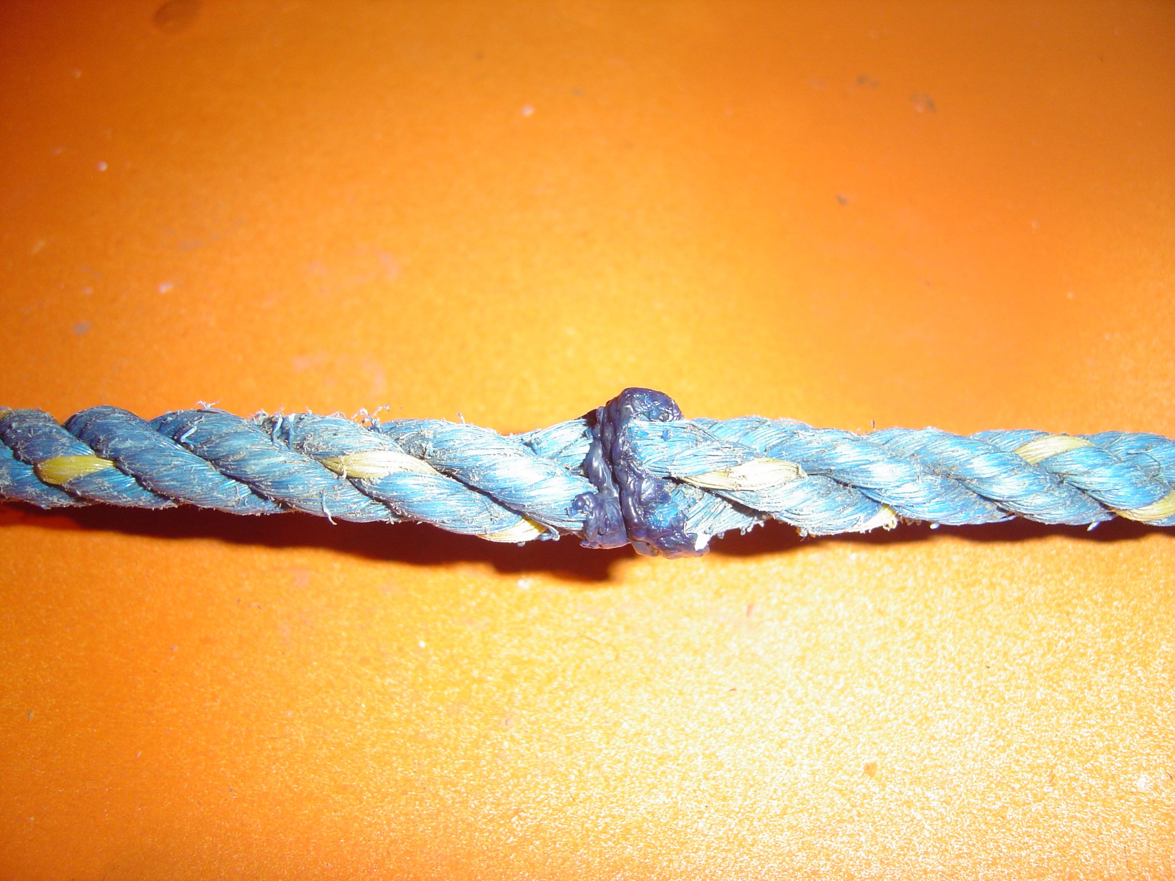 How to Make a Doormat Out of Recycled ROPE! : 9 Steps - Instructables