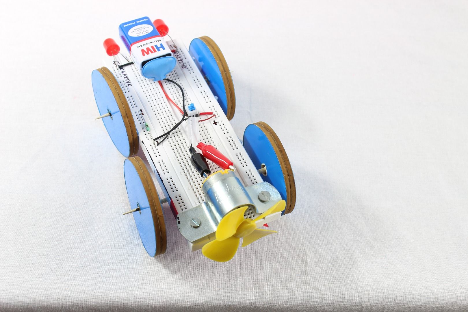 Electric Car With Fan Science Project at Home : 6 Steps - Instructables