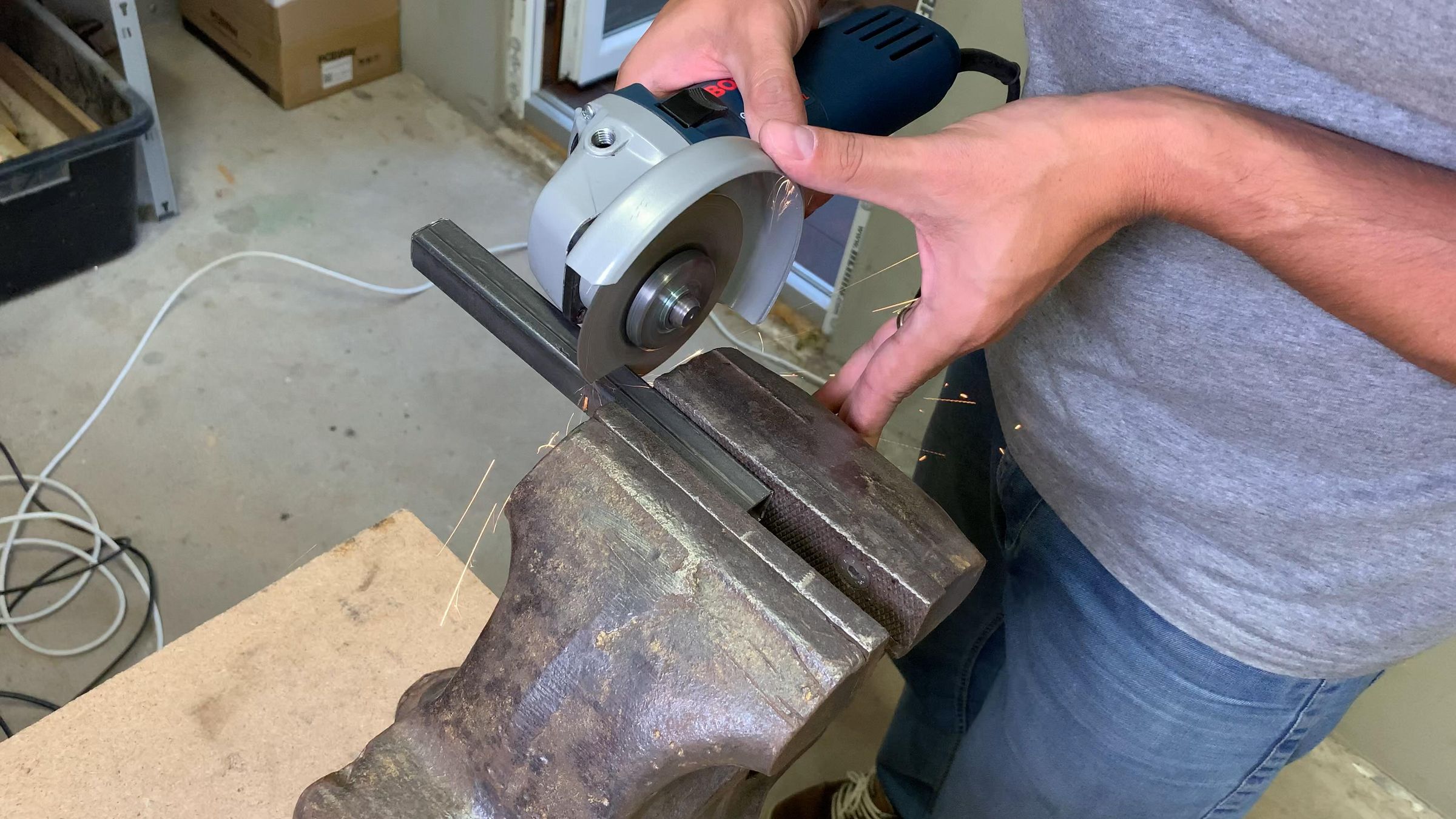 A Power File From an Angle Grinder : 15 Steps (with Pictures ...