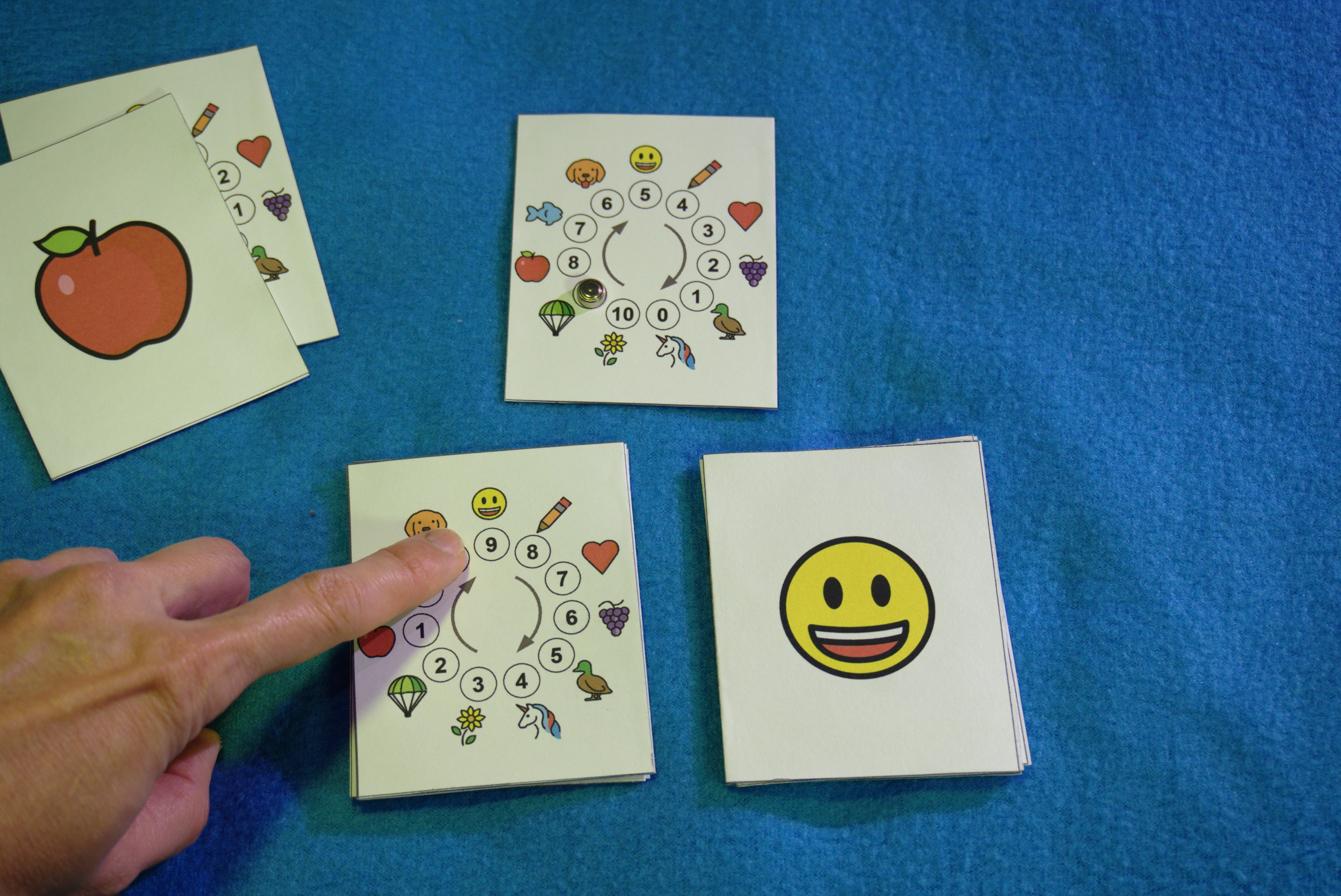 Mathematical Magical Emoji Cards : 8 Steps (with Pictures) - Instructables