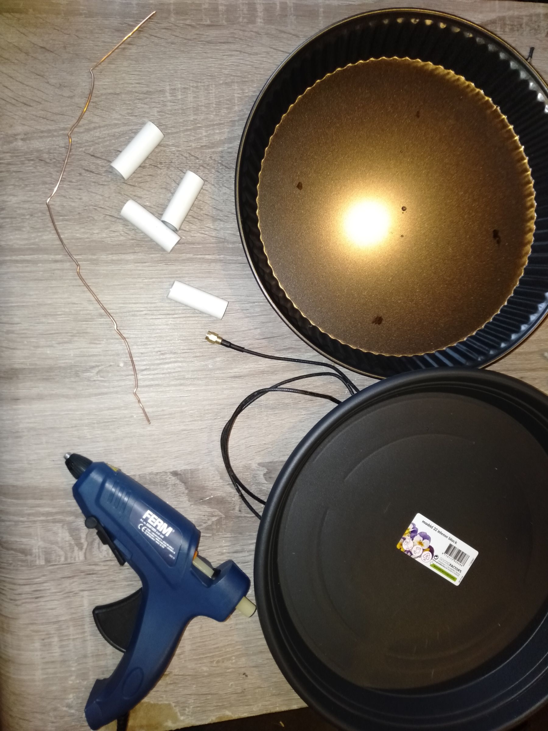 Biquad Antenna for 4G Router : 5 Steps - Instructables