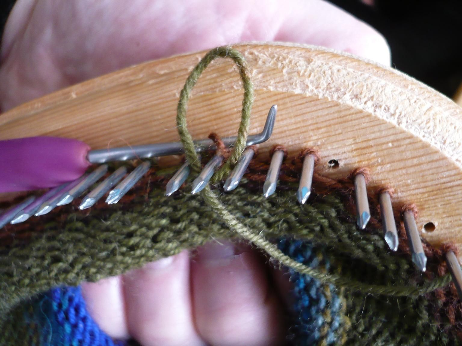 Hand Make Sock Knitting Loom : 8 Steps (with Pictures) - Instructables