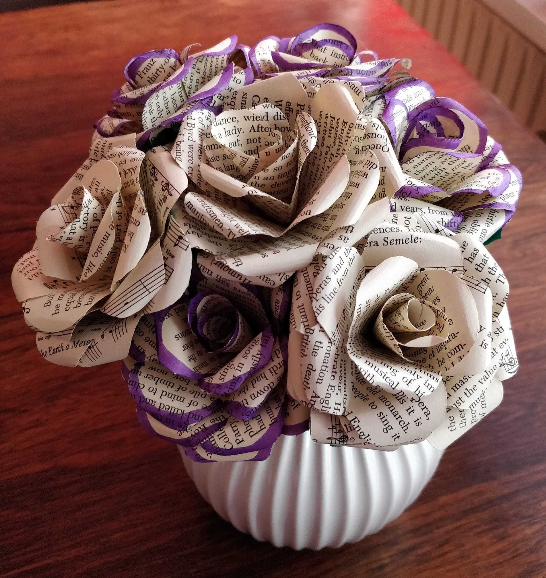 Book Page Roses : 5 Steps (with Pictures) - Instructables