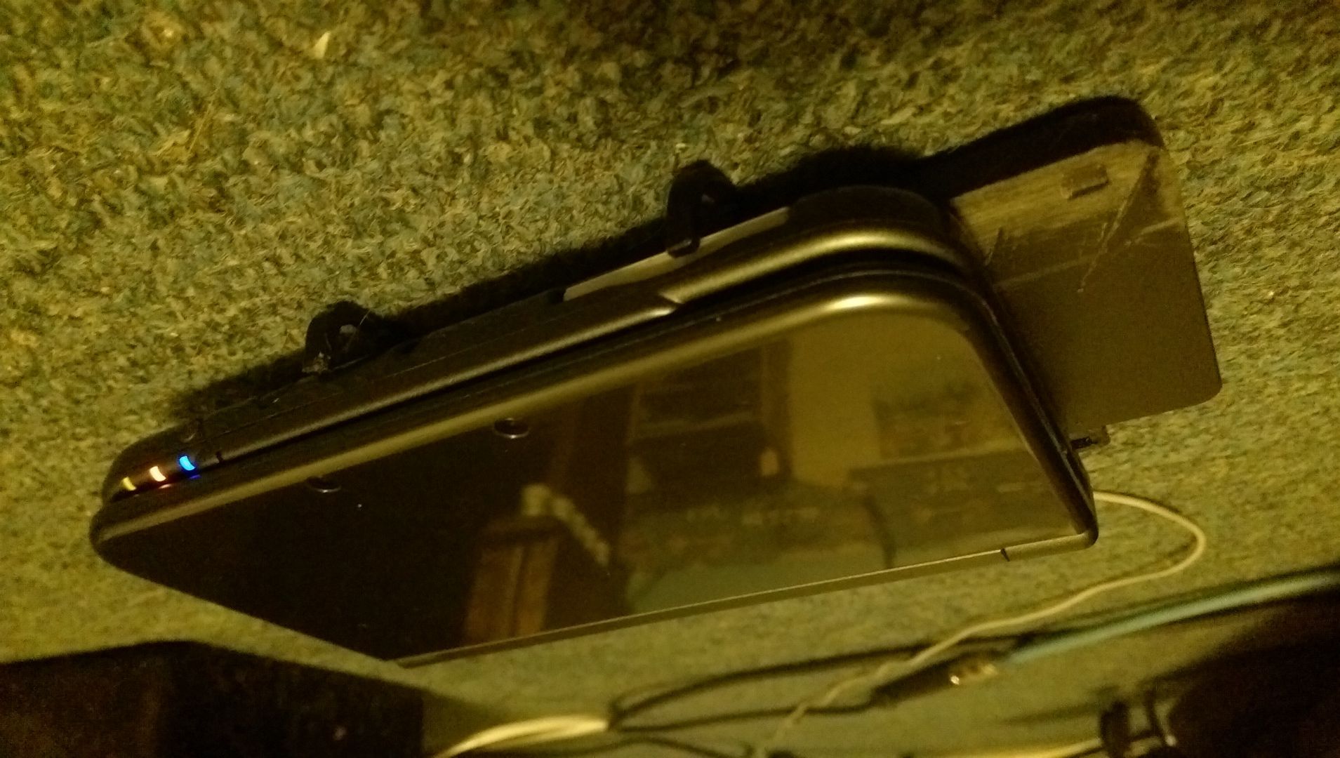 Mod an Old 3DS Charging Dock for a New 3DS XL for $0 : 4 Steps ...