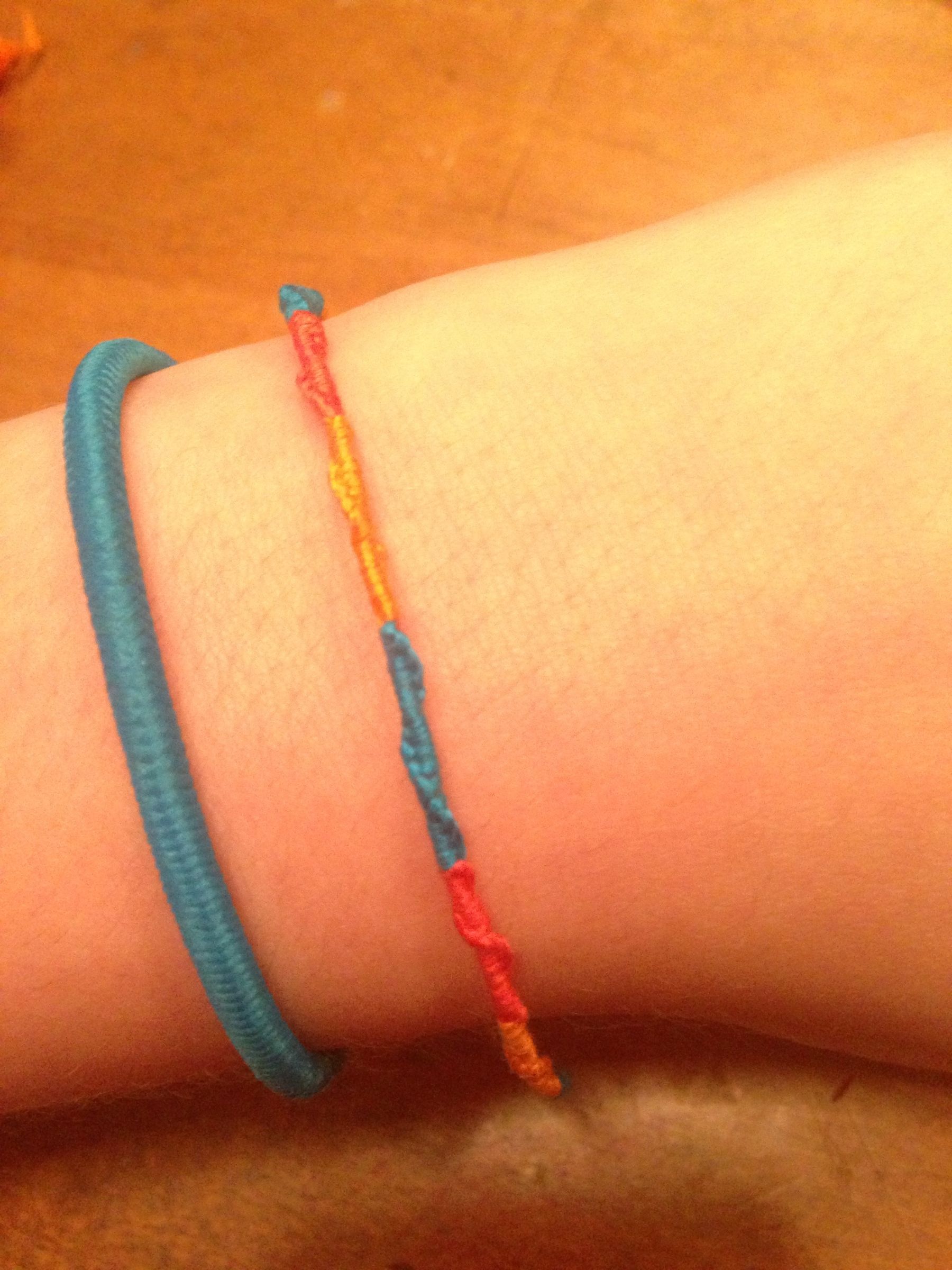 Spiral Knot Wrap Friendship Bracelet : 8 Steps - Instructables