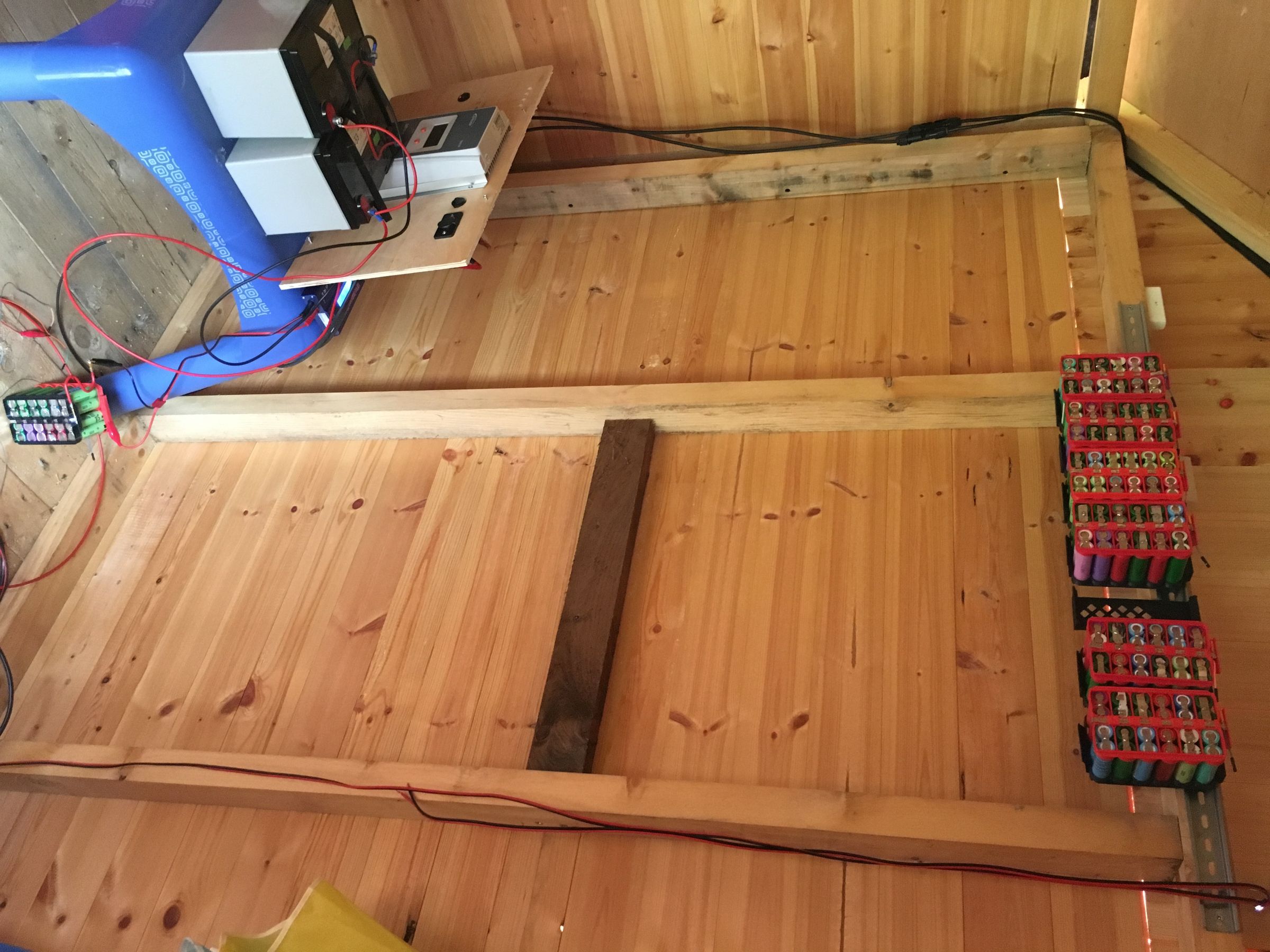 Custom Solar Powered Playhouse With Built in DIY Powerwall! : 7 Steps ...