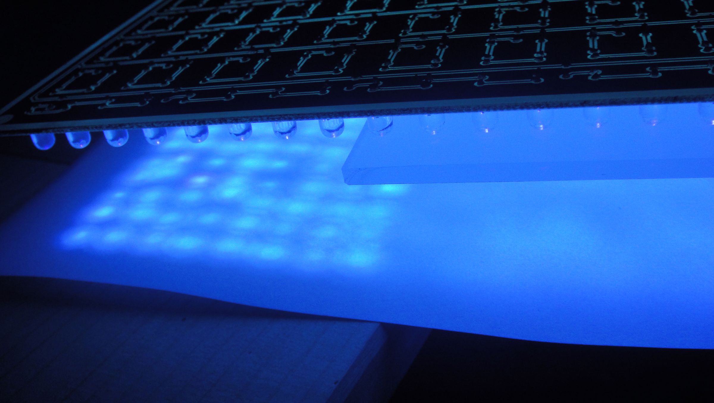 Homemade UV Exposure Box : 4 Steps - Instructables