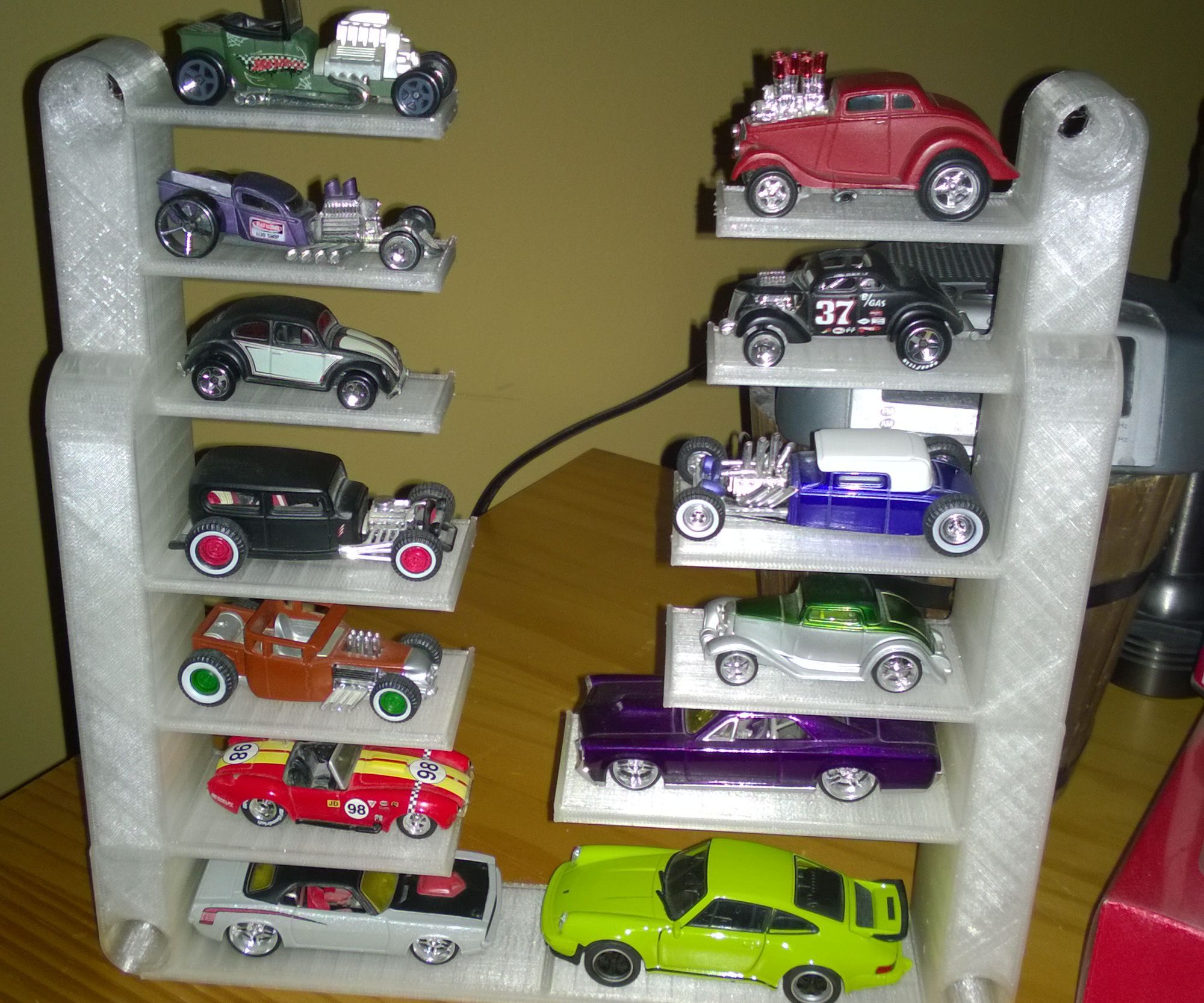 A 3D Printed Model Car Display Case : 6 Steps (with Pictures ...