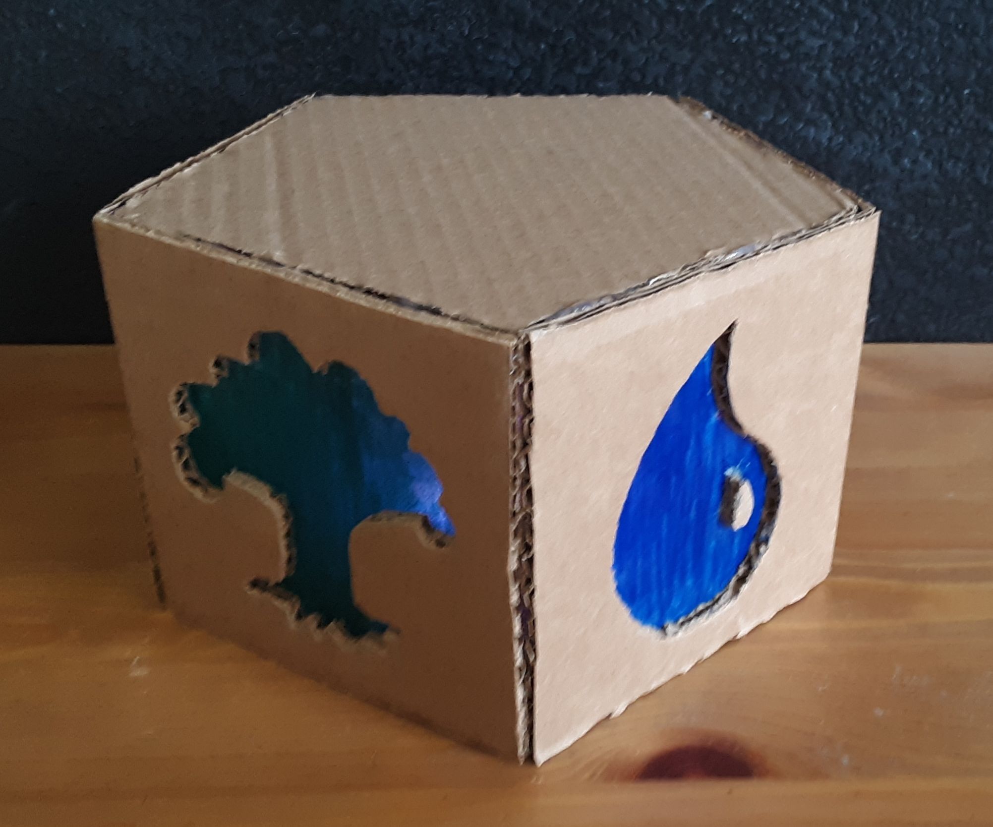 Magic: the Gathering Mana Lamp : 4 Steps - Instructables