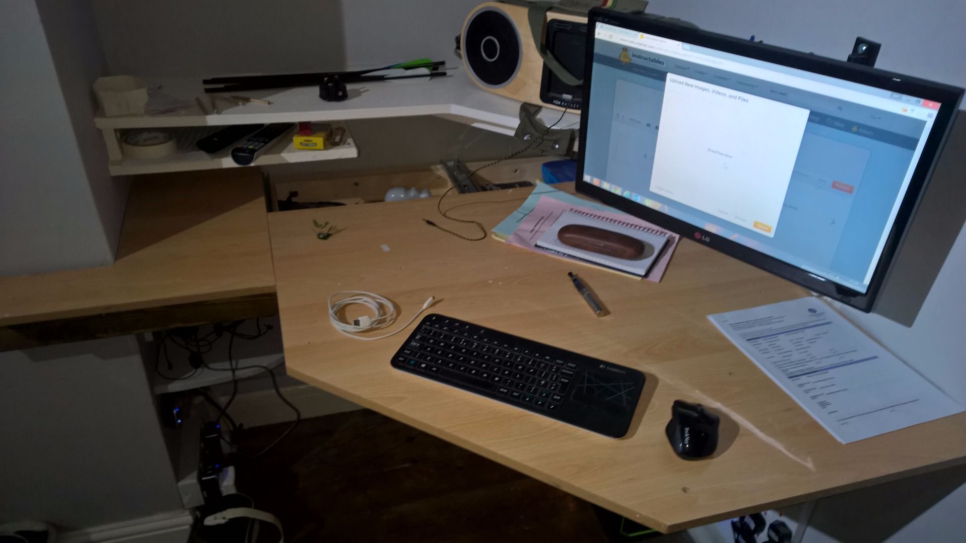 Secret Storage Floating Desk : 18 Steps (with Pictures) - Instructables