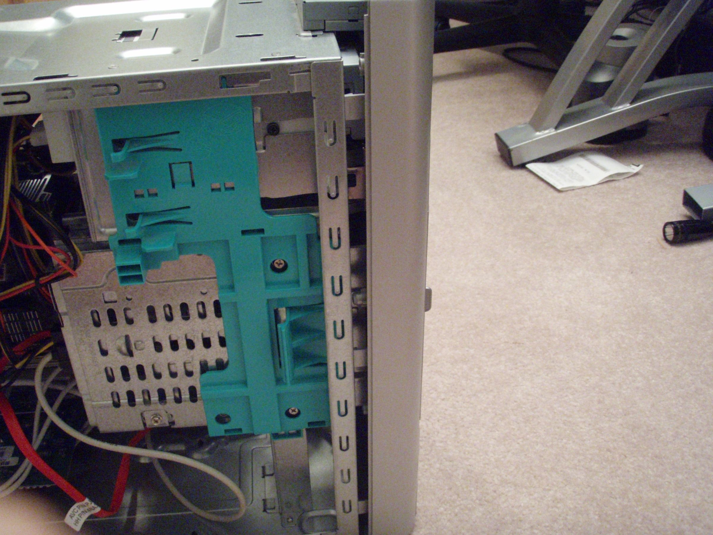 How to Disassemble a Computer : 16 Steps (with Pictures) - Instructables