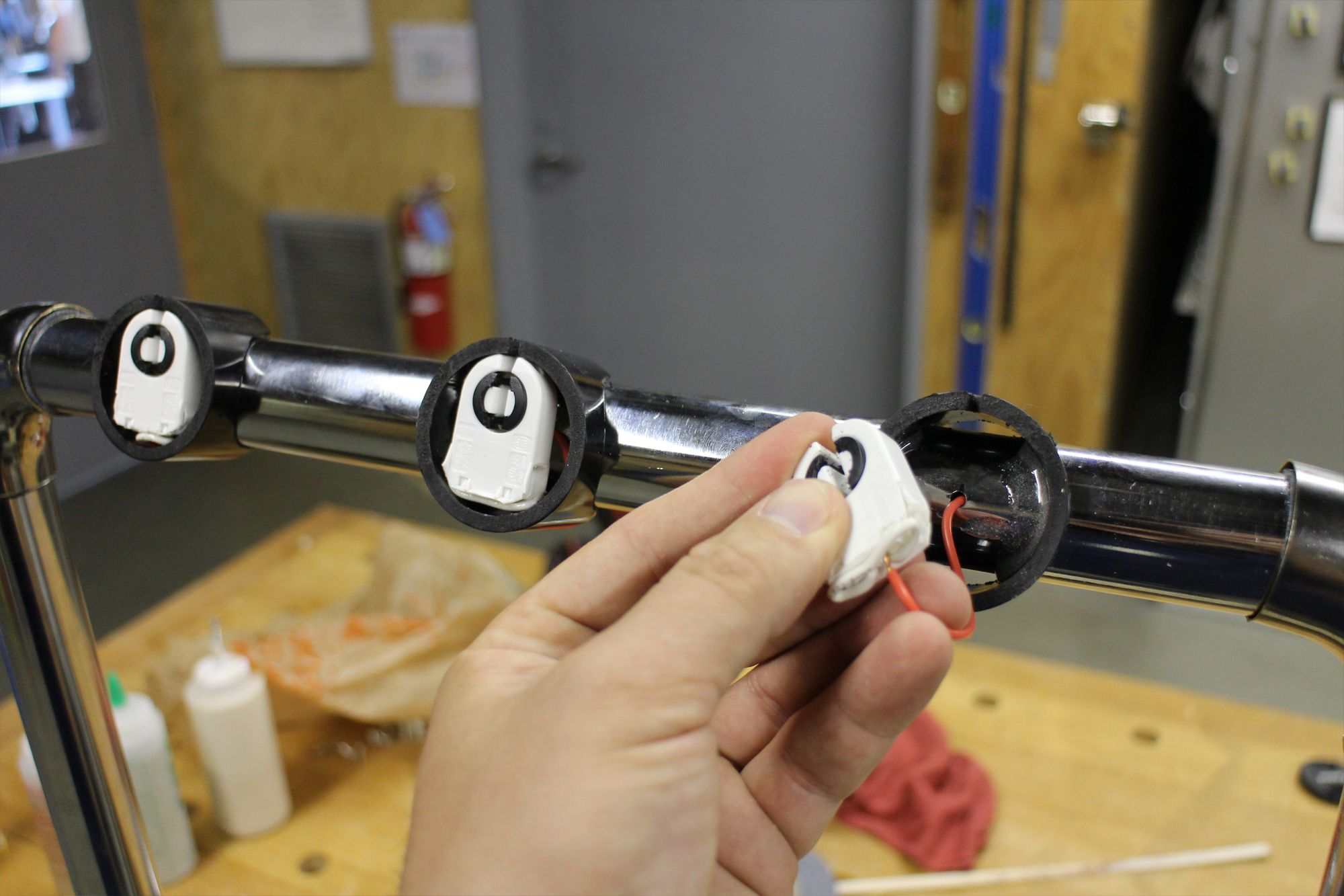 Fluorescent Tube Floor Lamp : 26 Steps (with Pictures) - Instructables