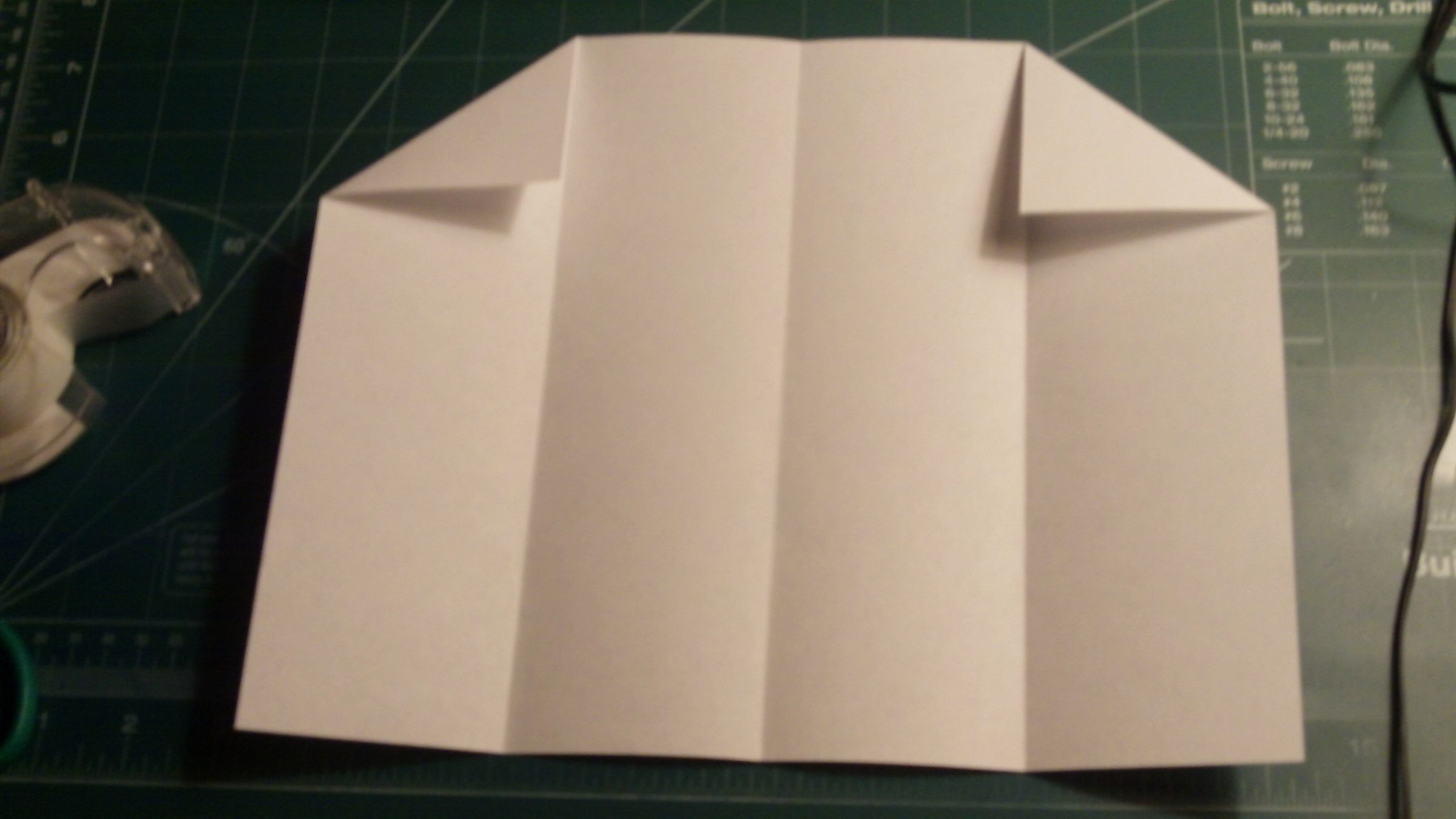 How to Make the Super Omniwing Paper Airplane : 8 Steps - Instructables