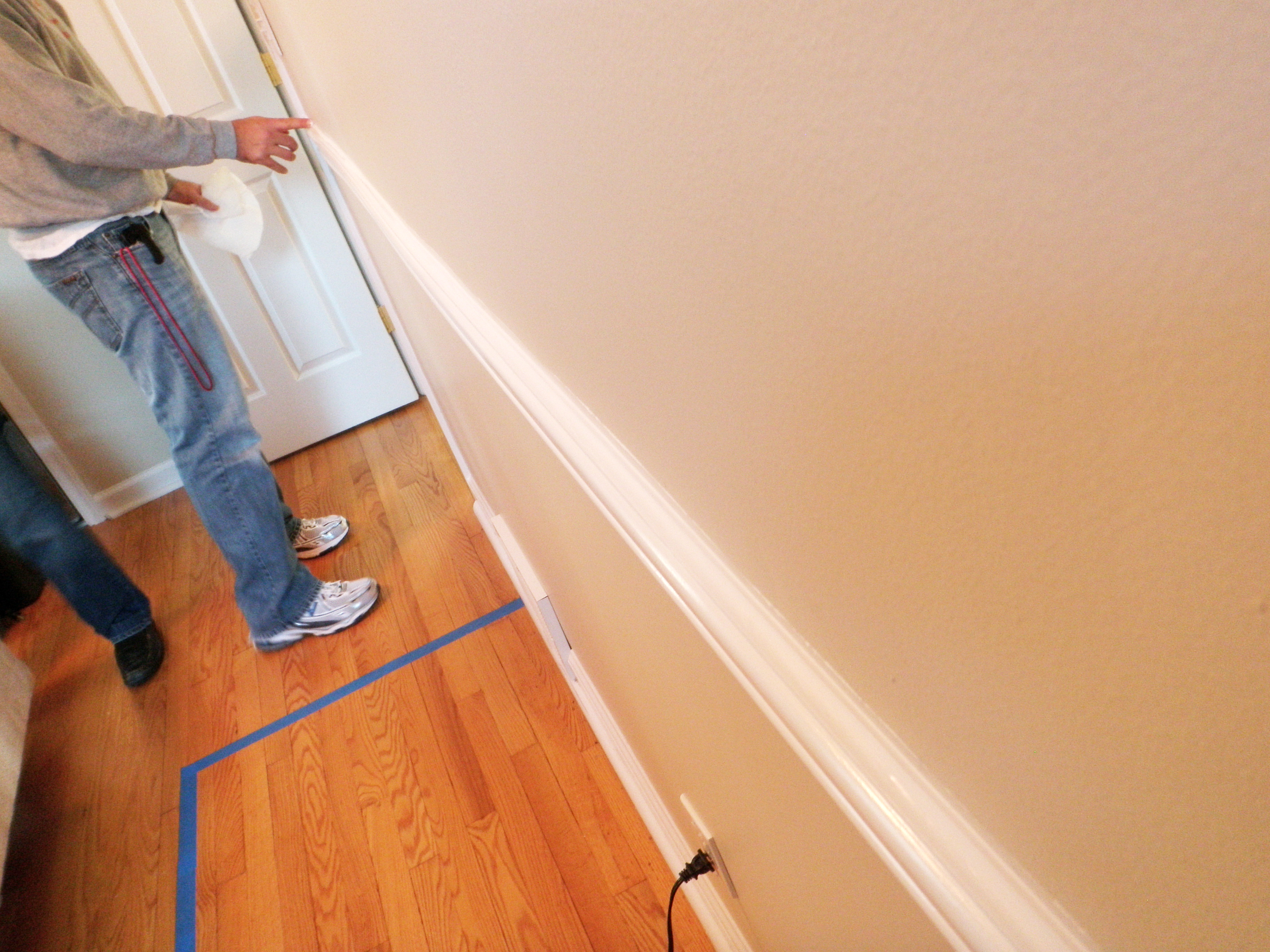 Installing Chair Rail : 9 Steps (with Pictures) - Instructables