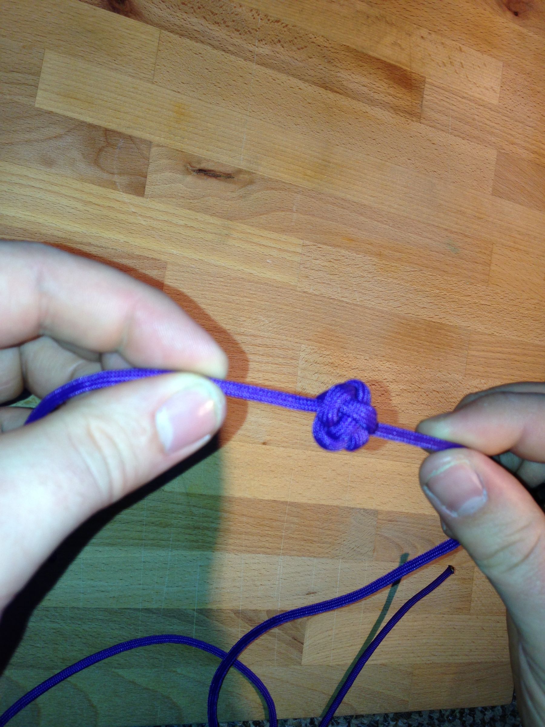 Paracord Celtic Knot Chain Bracelet- Very Easy to Make, and a Great ...