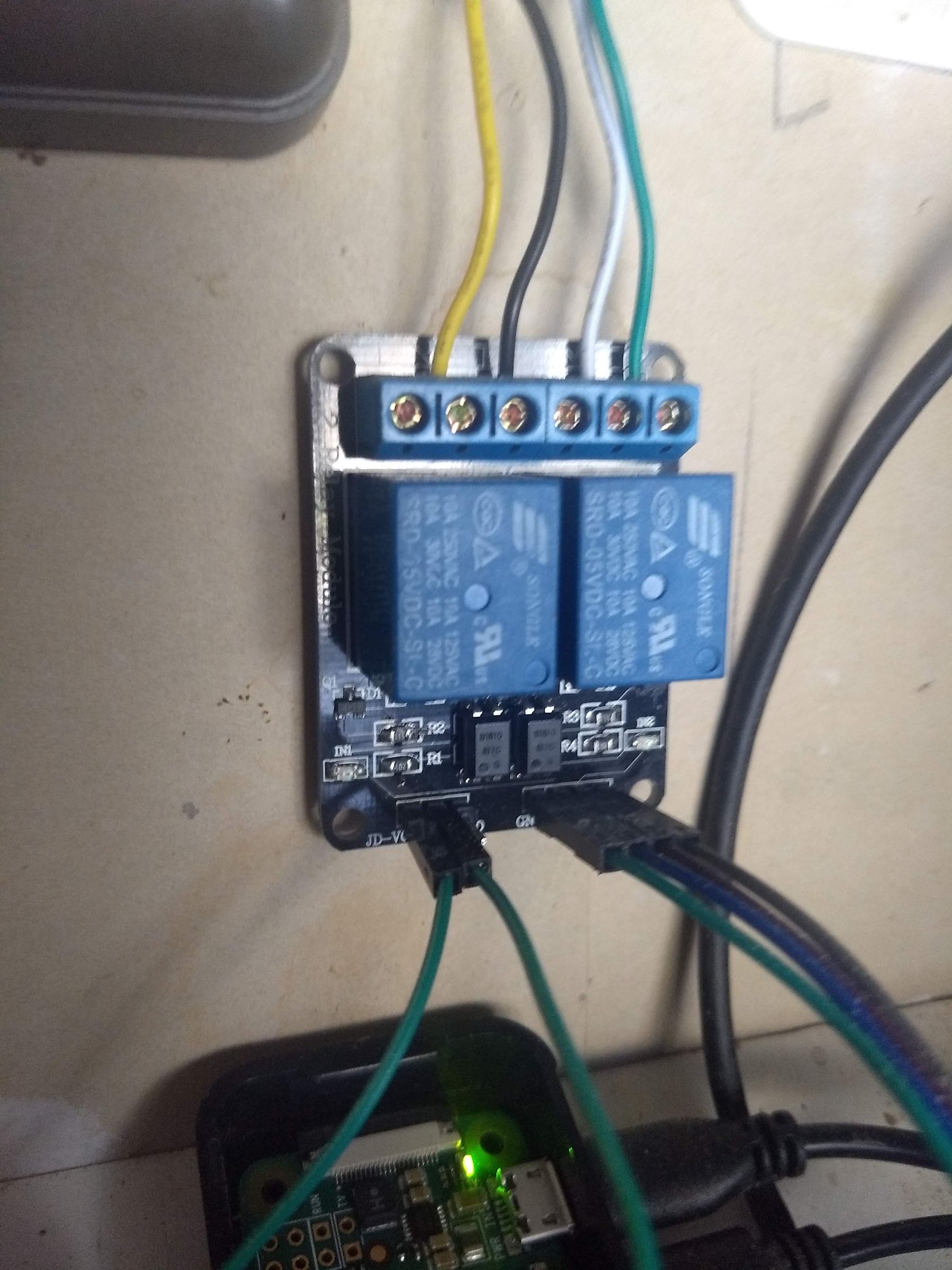 Raspberry Pi Garage Door Opener : 5 Steps - Instructables