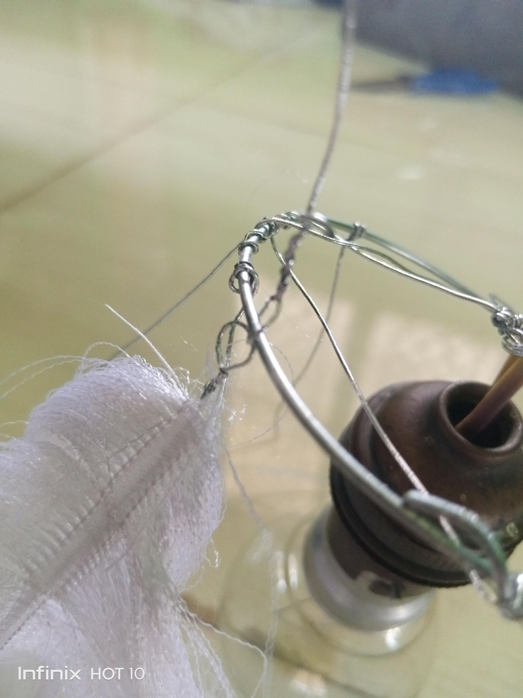 Hanging Feather Lamp. : 7 Steps (with Pictures) - Instructables