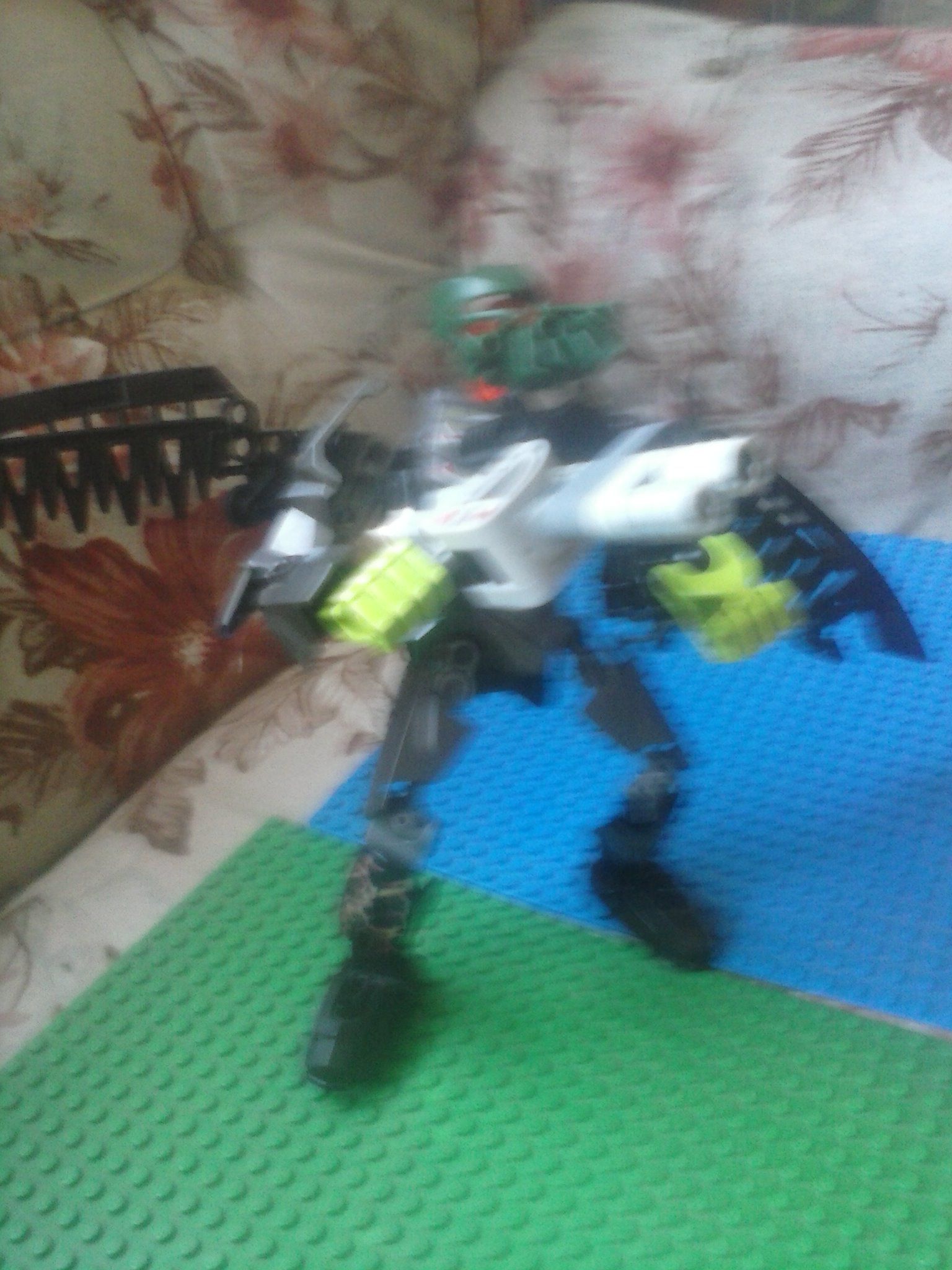 Herofactory Bioformer 3 Sideclops - Instructables