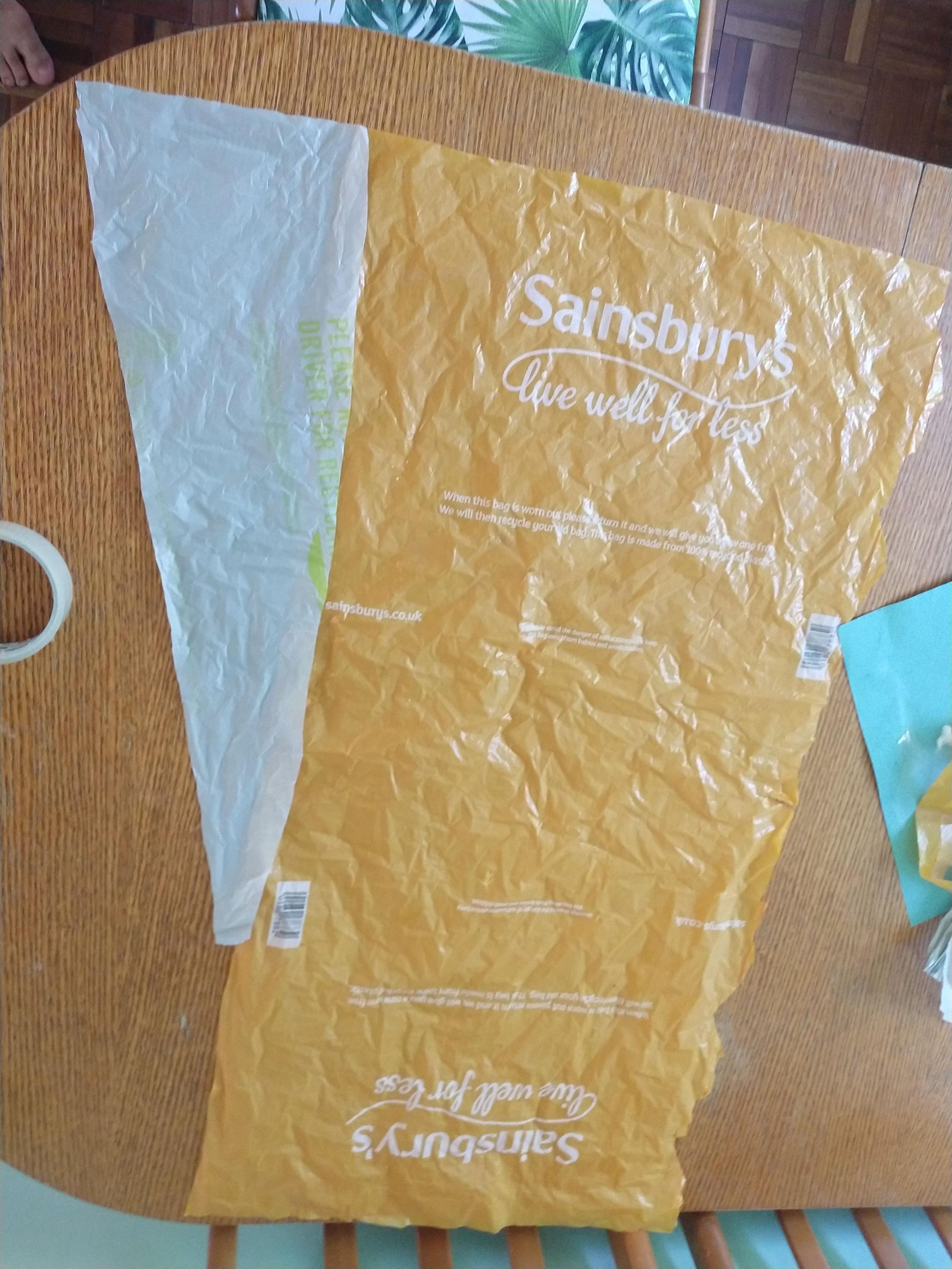 Windsock From Grocery Bags : 5 Steps - Instructables