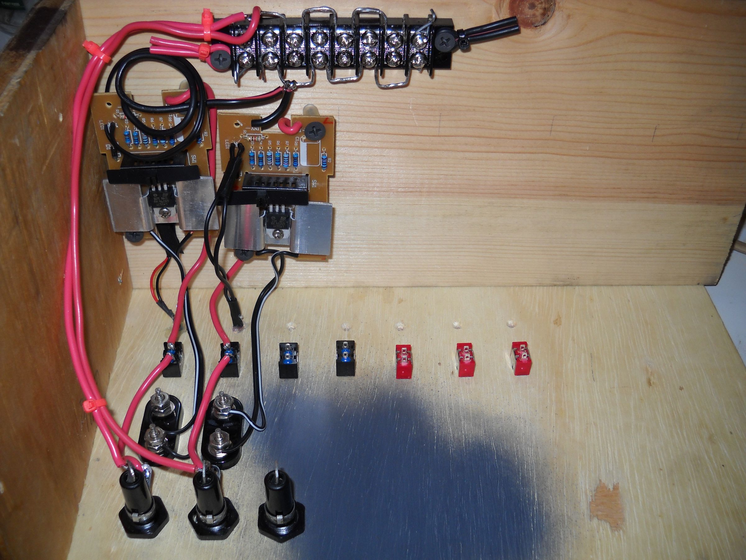 (16) Power Distribution Panel for Pluggables - Instructables