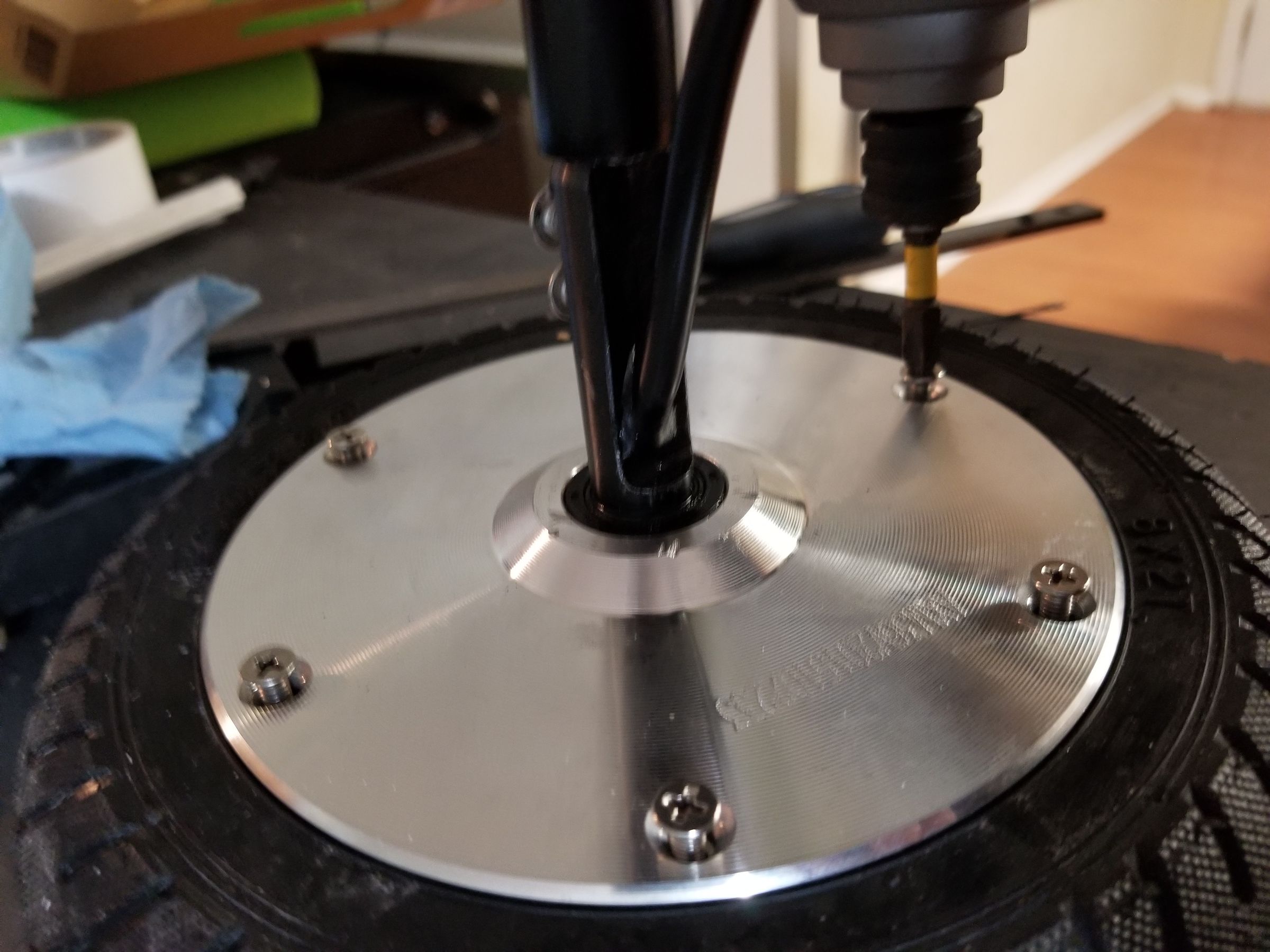 Mounting Hoverboard Wheels Securely and Easily Onto Stateboard ...