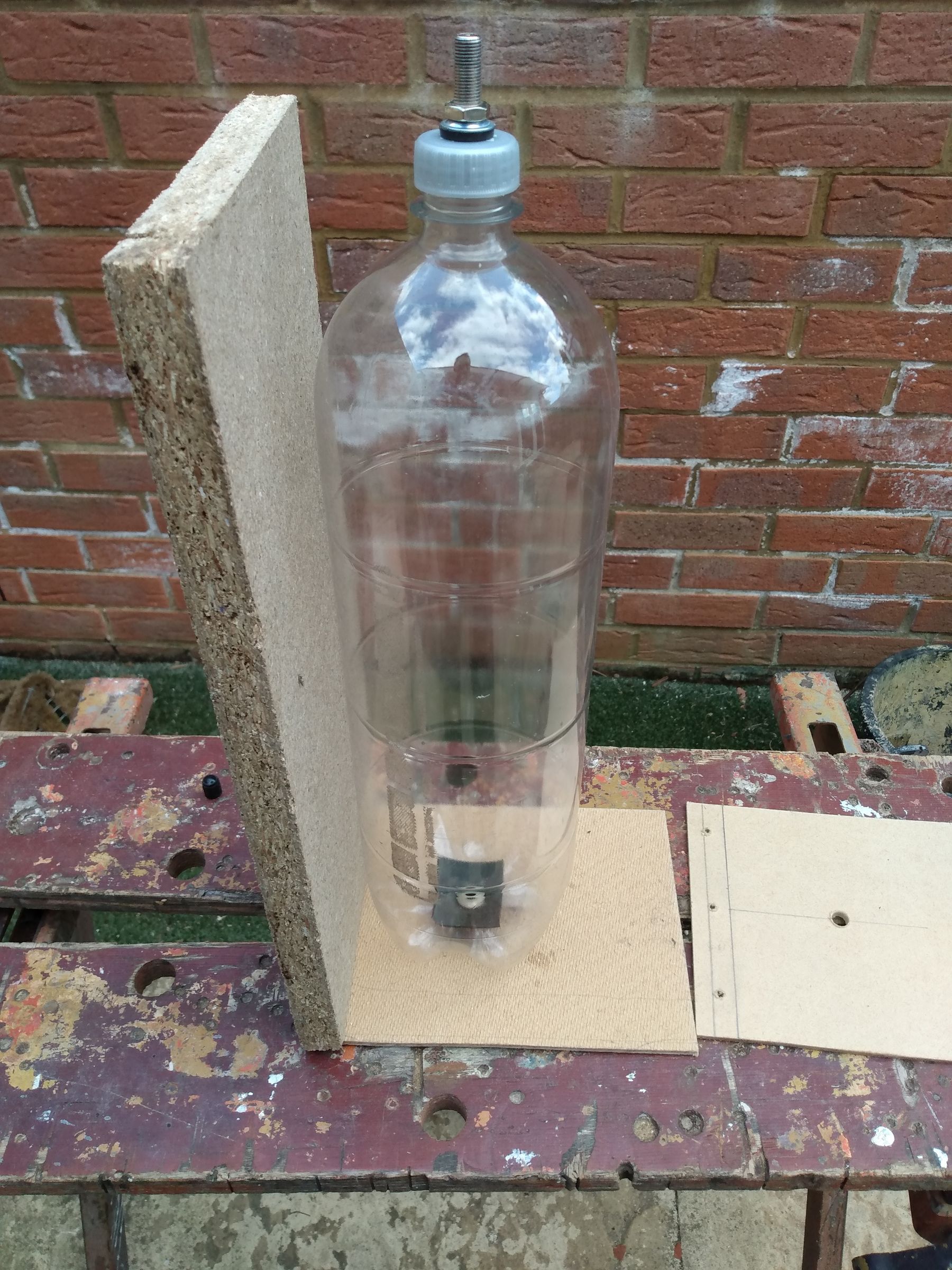 Manual Airbrush Compressor : 11 Steps - Instructables