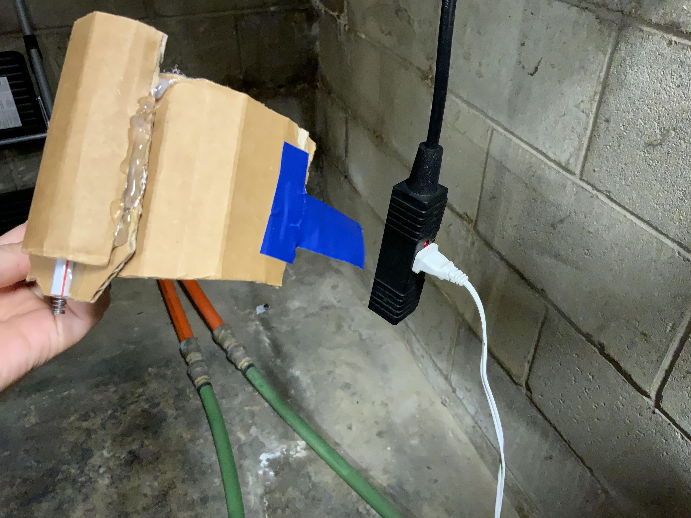 Apocalypse Spiderman Web Shooter. Household Items : 7 Steps - Instructables