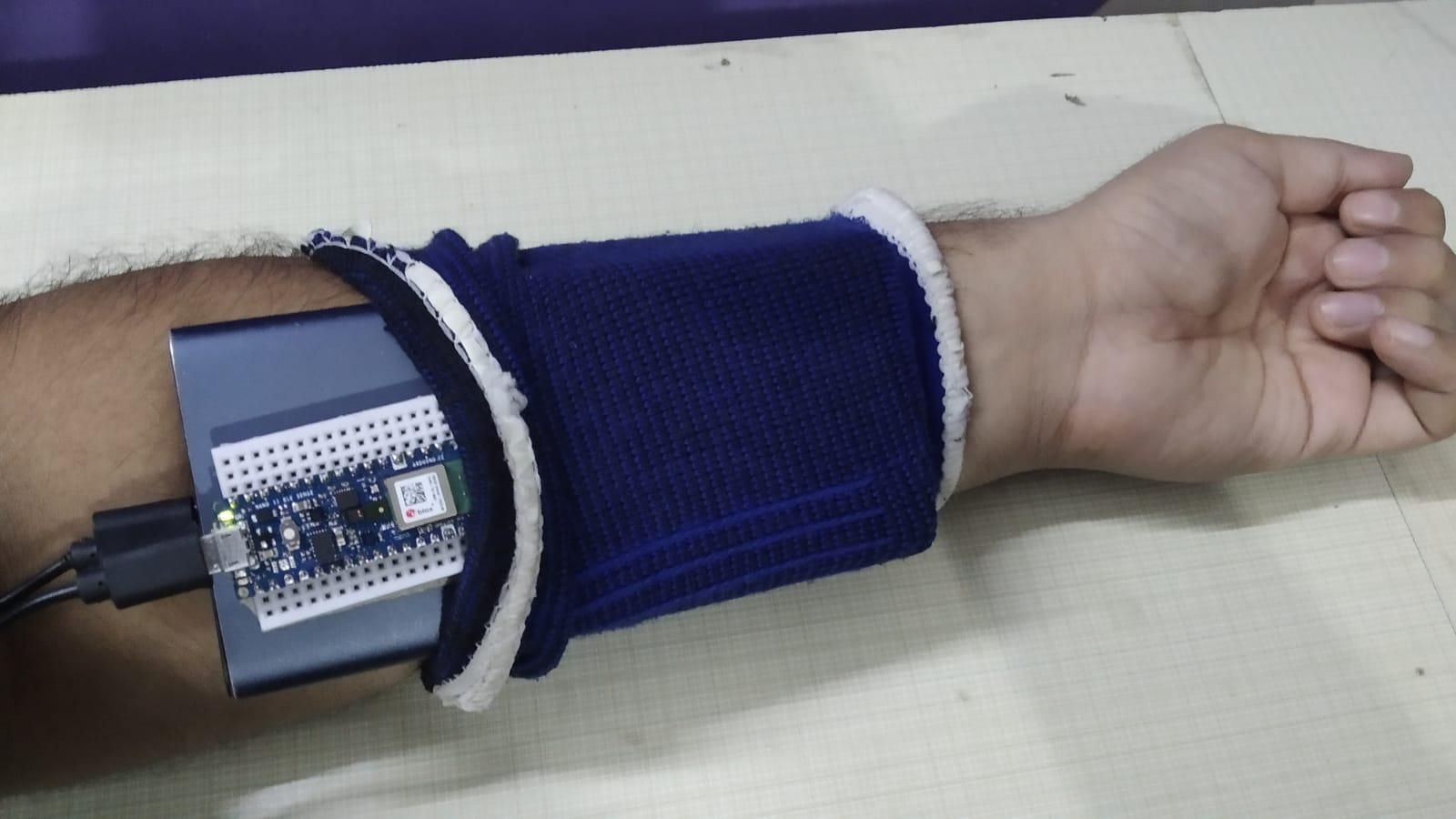 ARDUINO NANO BLE SENSE - TinyML FITNESS BAND USING EDGE IMPULSE : 9 Steps - Instructables