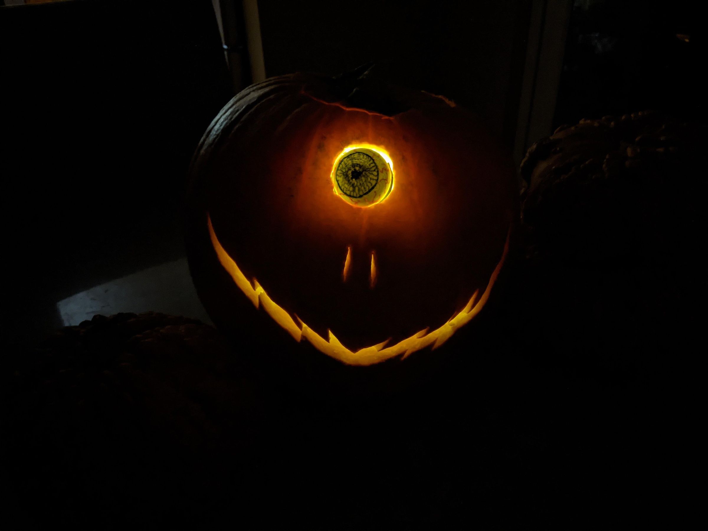 Halloween Pumpkin With a Moving Animatronic Eye | This Pumpkin Can Roll ...