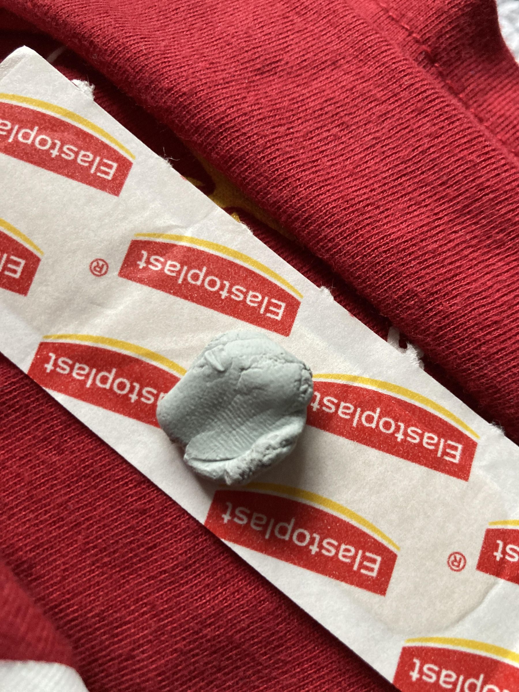 Super Blue-tack! : 3 Steps - Instructables