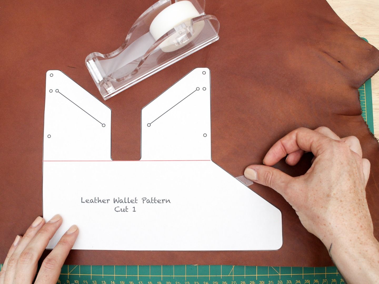 Simple Leather Wallet: Layout and Trace : 5 Steps - Instructables