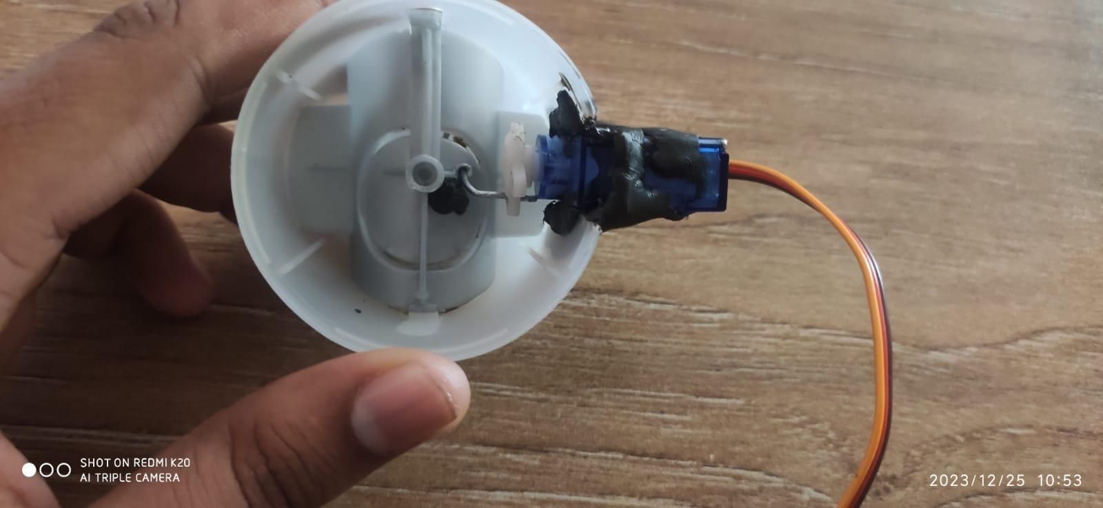 SMART AUTOMATIC ROOM FRSHNER : 3 Steps - Instructables