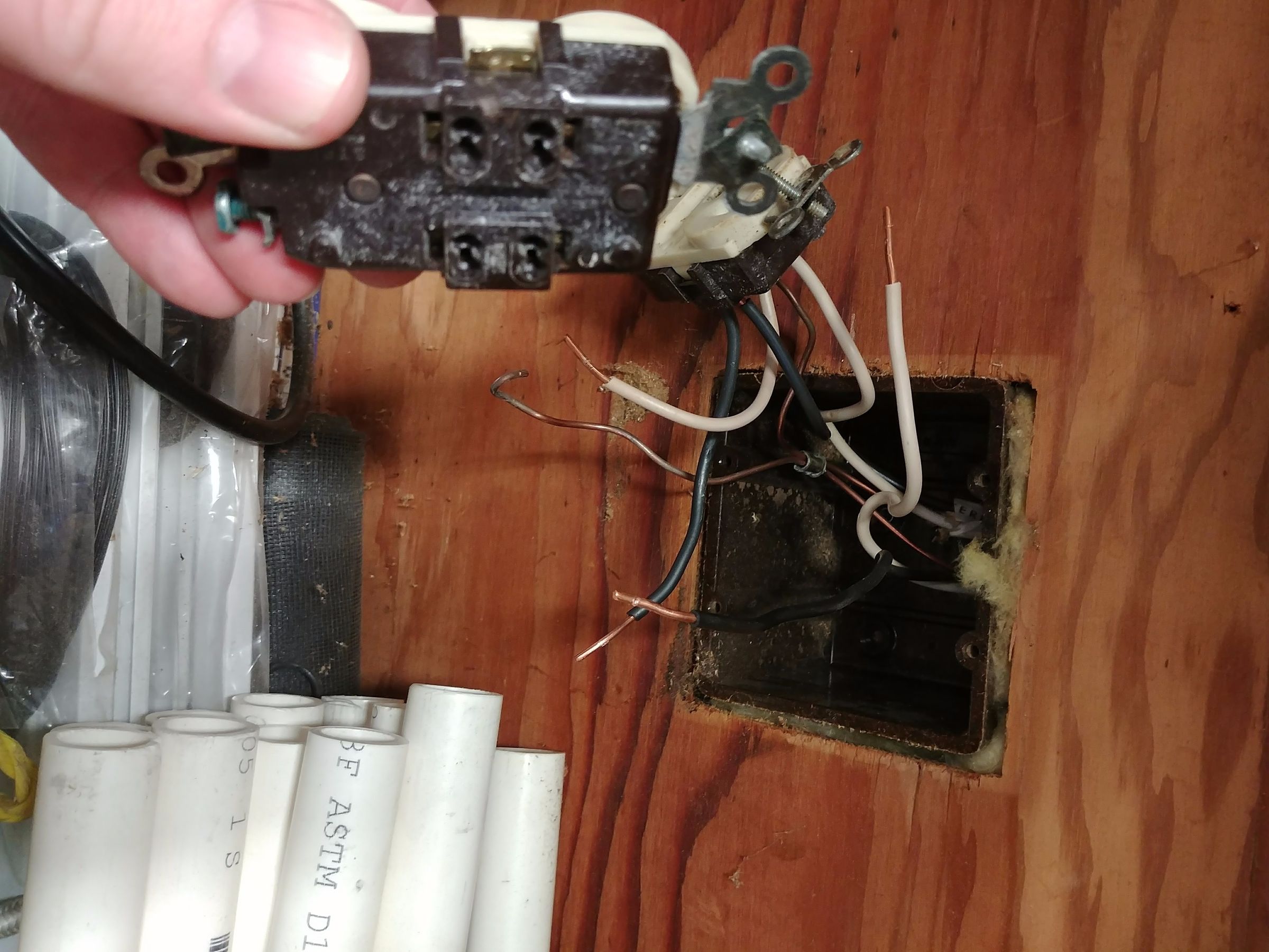 Replace Outlets and Extension Cord Plug : 11 Steps (with Pictures ...