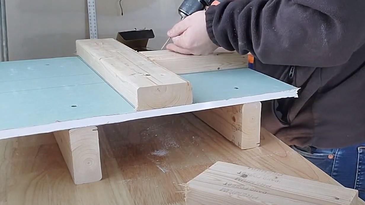 Coffered Ceiling DIY Demo | Finish Carpentry : 7 Steps (with Pictures ...