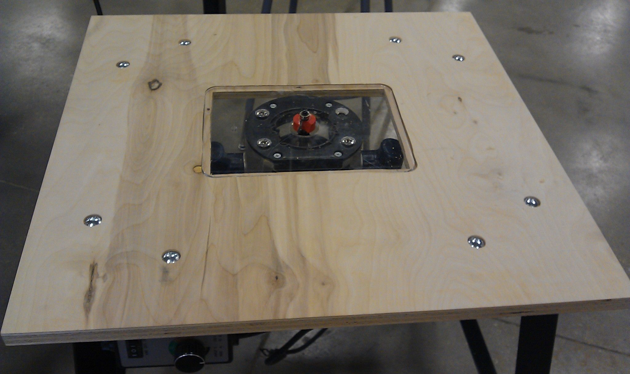 DIY Routing Table : 7 Steps (with Pictures) - Instructables