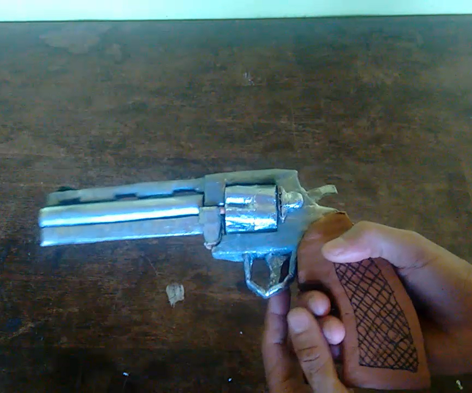 How to Make Colt Python 357 Magnum (the Walking Dead) - Instructables