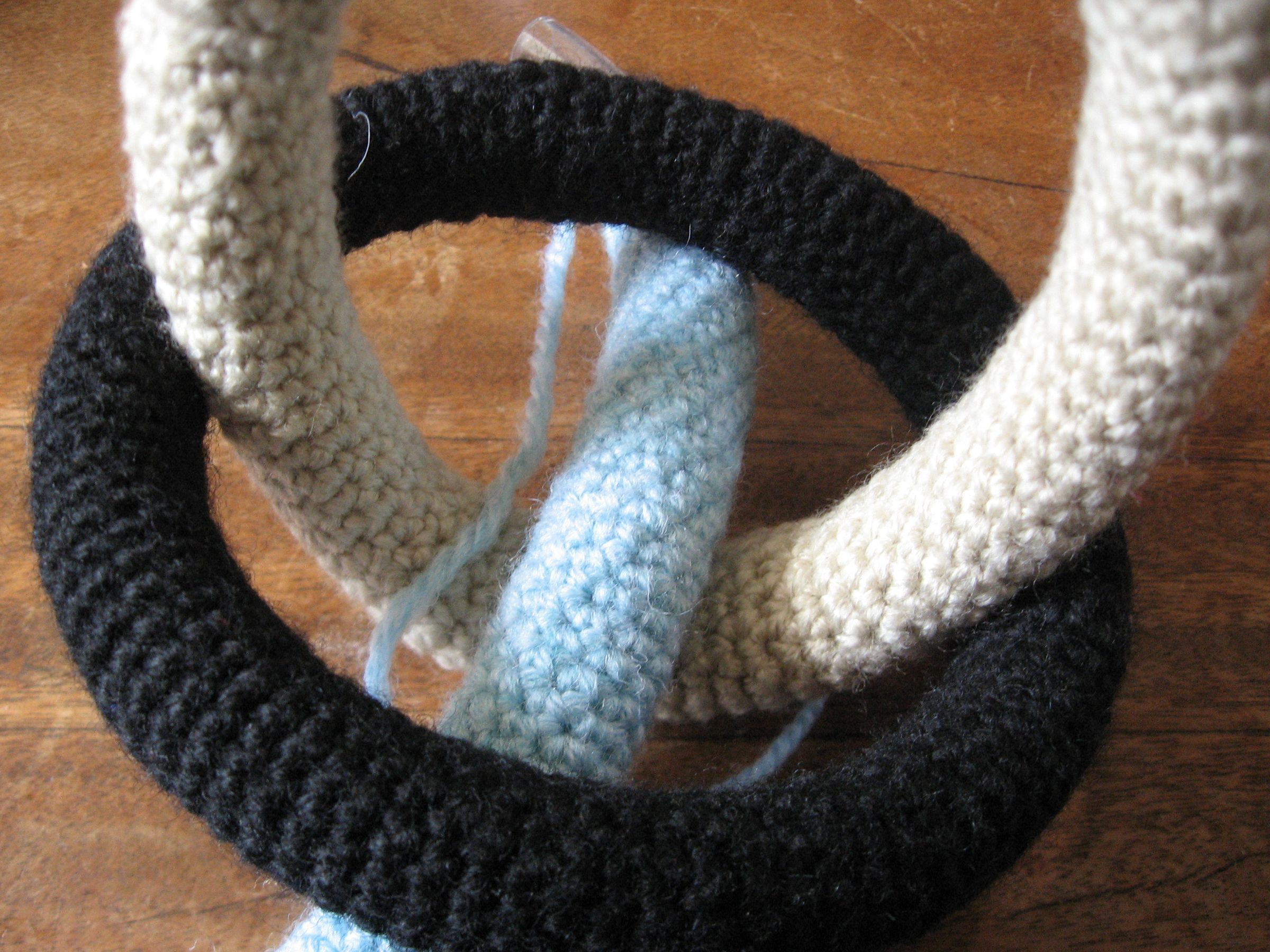 Make Your Own Borromean Rings! (You Know You Want To.) : 12 Steps (with ...