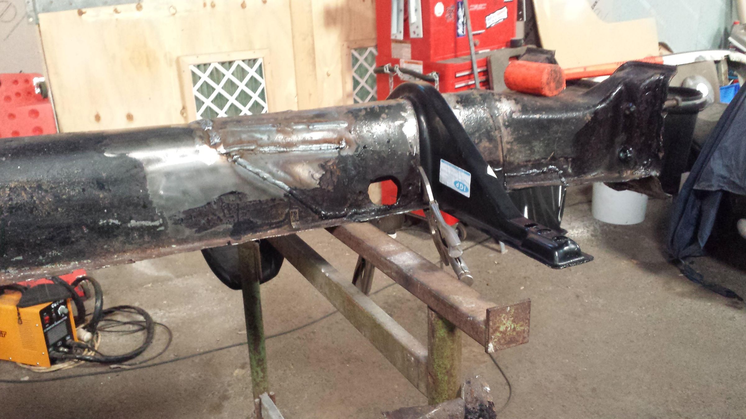 Chassis Restoration on a Volkswagen Beetle Volksrod : 12 Steps (with ...