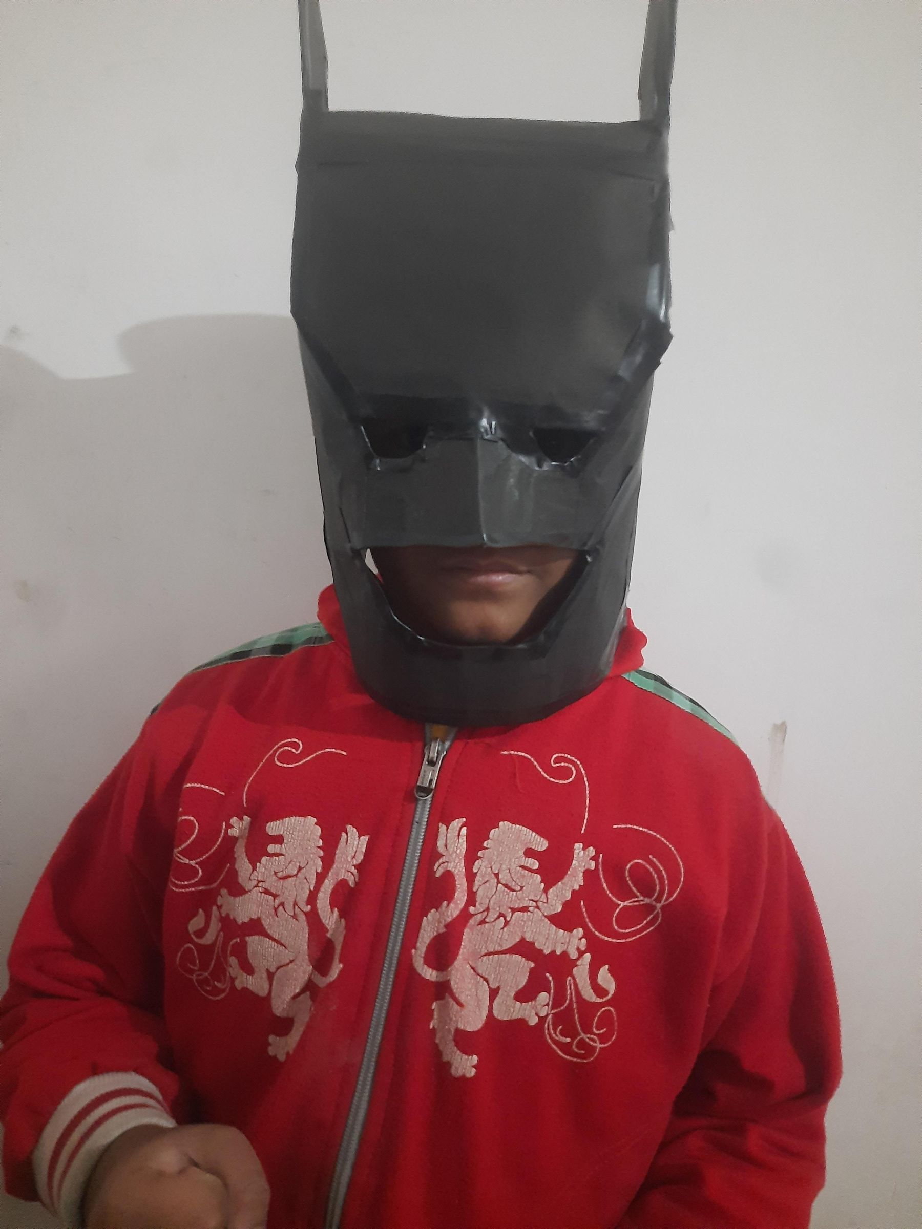 Batman Mask Craft : 10 Steps - Instructables