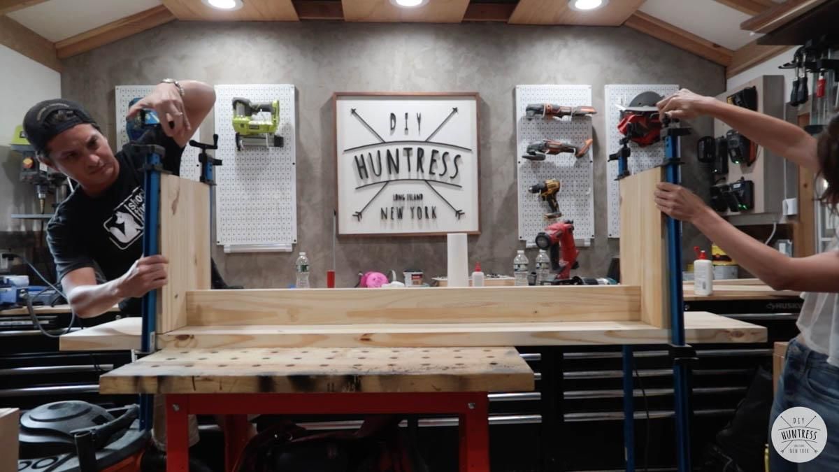 Building a Custom Bench in ONE Day With ONE Board! : 5 Steps ...