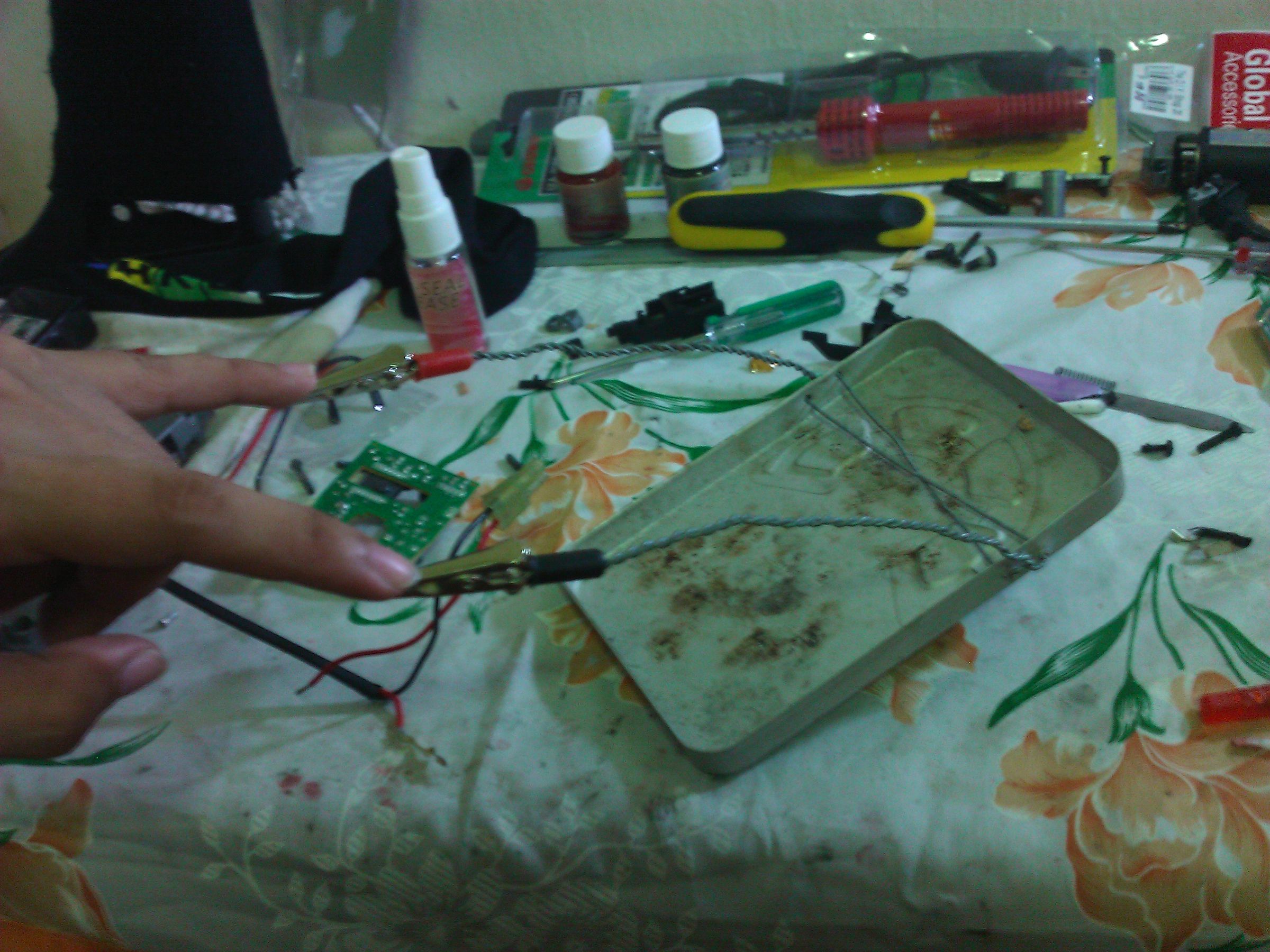 Super Simple Third Hand Tool Done Within 30mins - Instructables